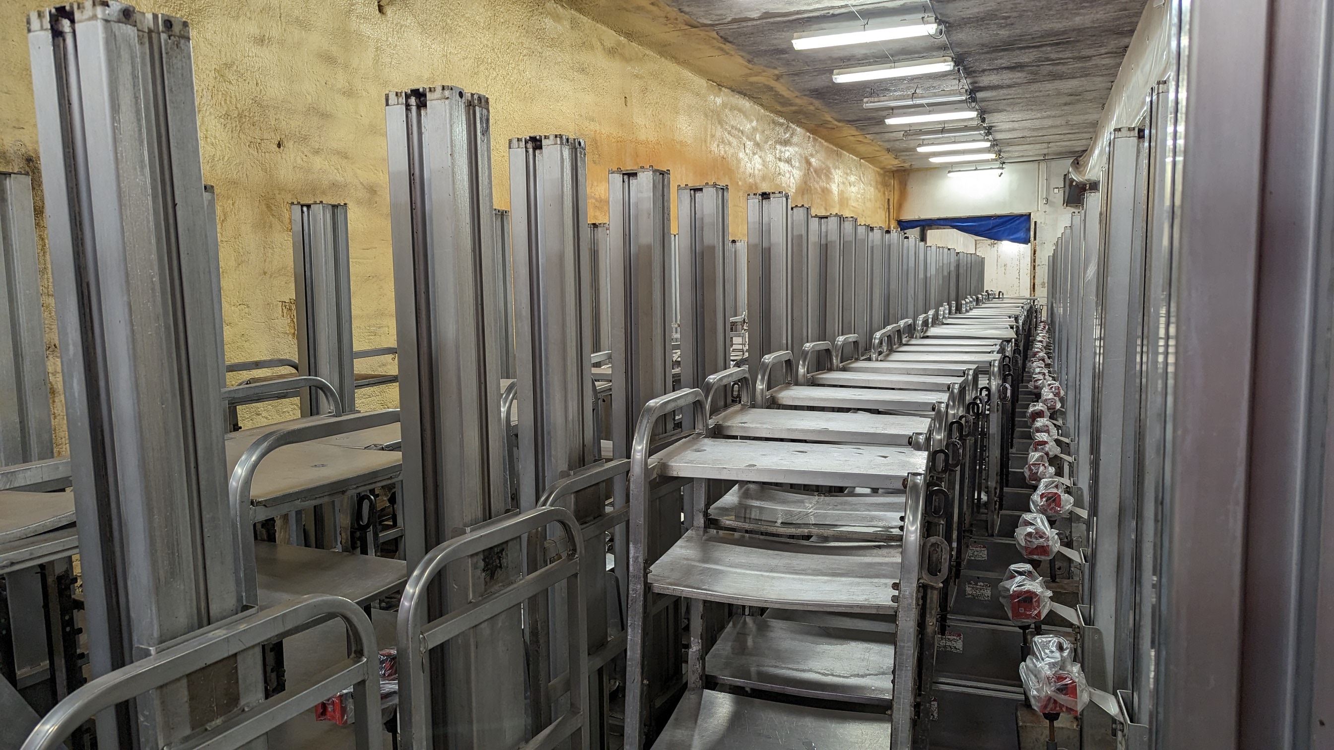 BULK LOT OF 97 POWERLIFT MPA REACHCRAFT, 350 LBS CAPACITY LIFTS
