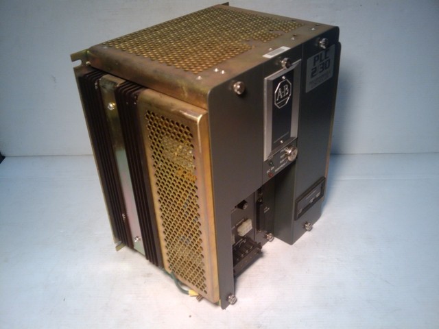 Allen Bradley 1772-LP3 PLC 2/30 Programmable Controller With (4) Module.