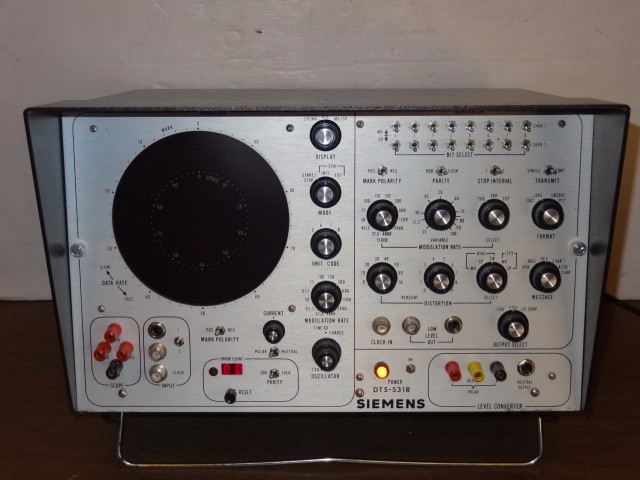Siemens DTS-531R Distortion Test Set With Logic Diagraman For Sale | Aucto