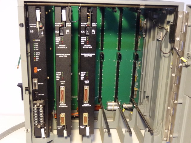Allen Bradley 1775-A2 PLC-3 Expansion Chassis Programmable Controller W ...