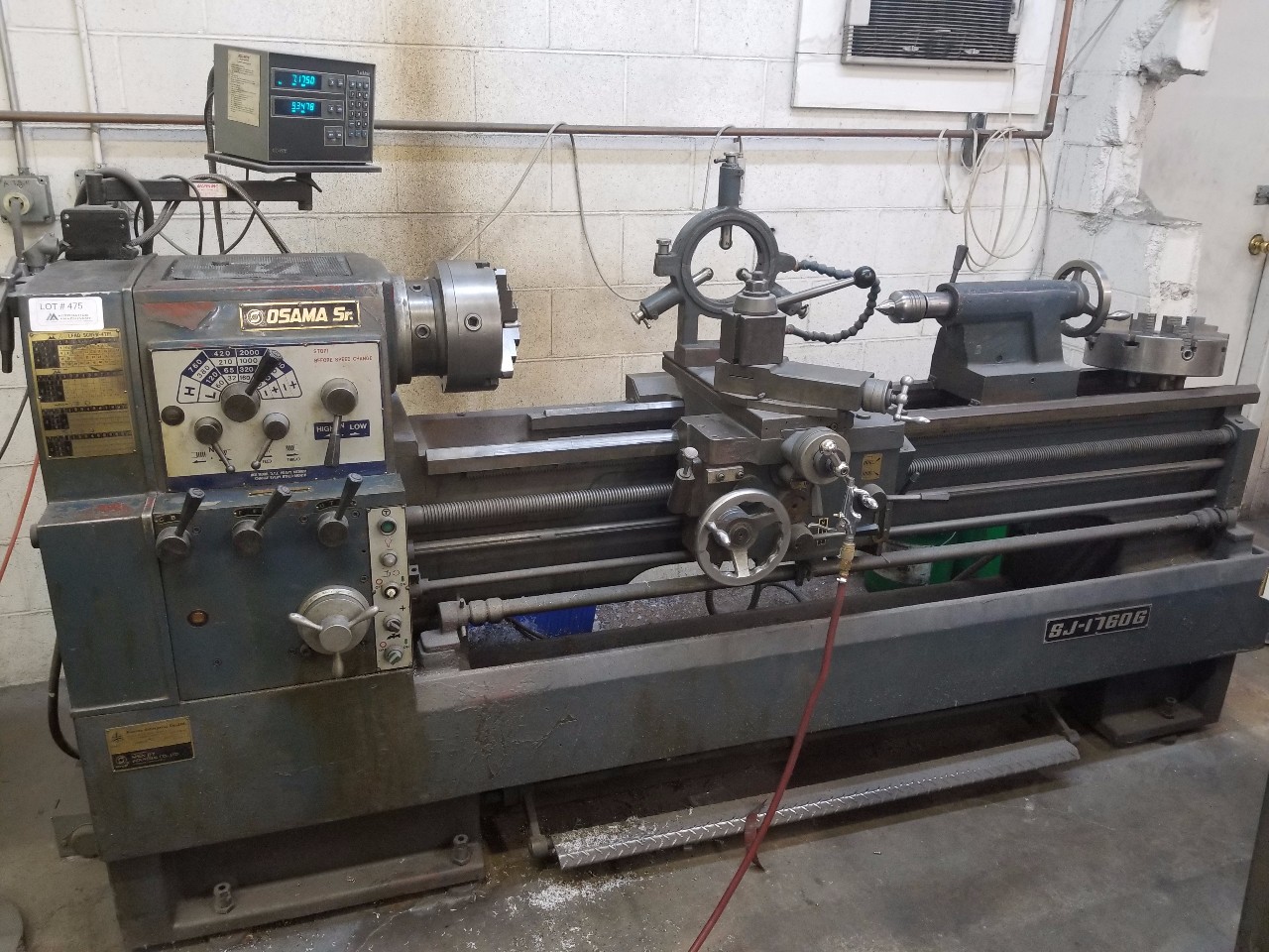 Osama SR SJ-1760G Manual Lathe
