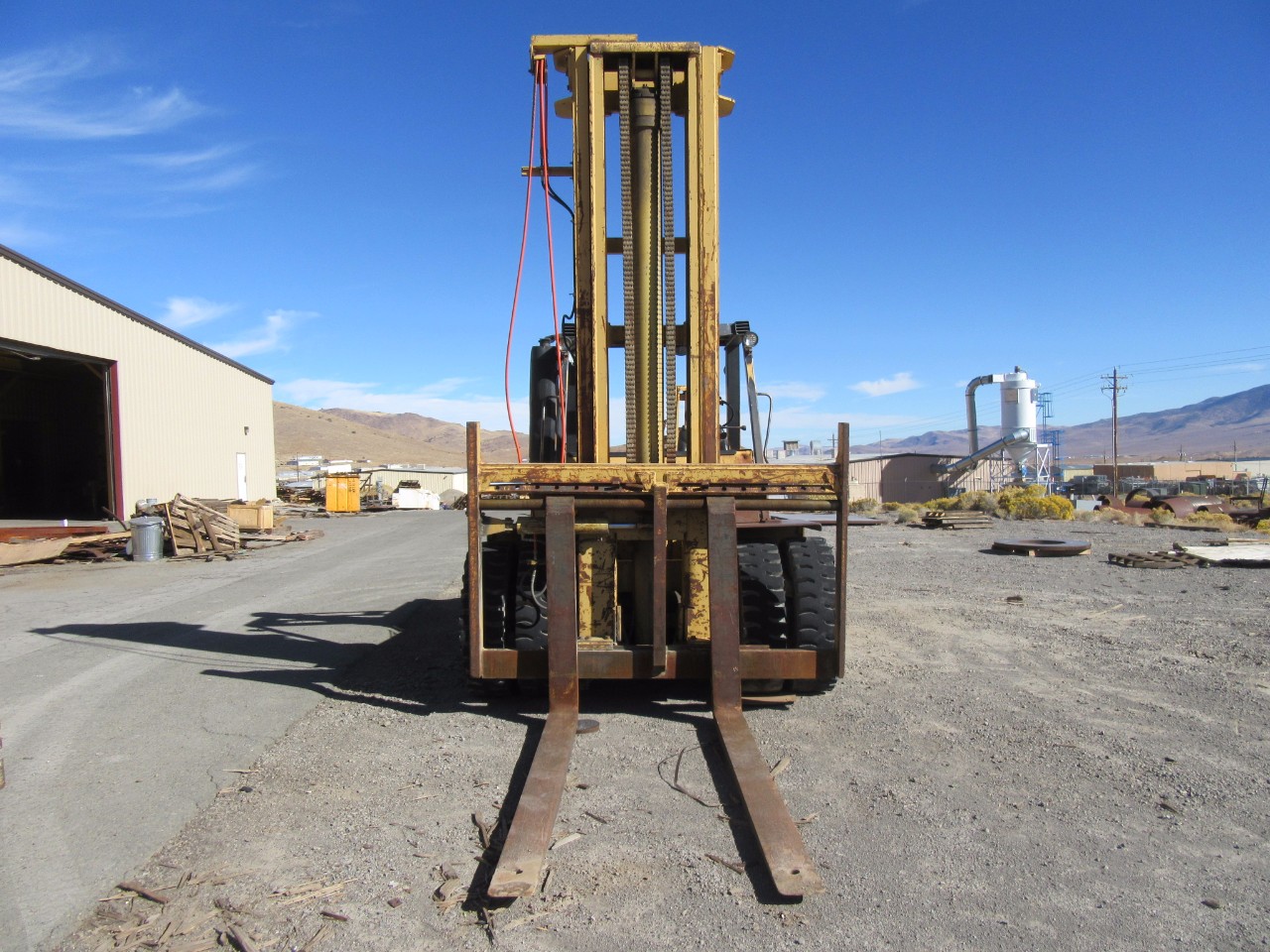 CATERPILLAR V300B DIESEL FORKLIFT