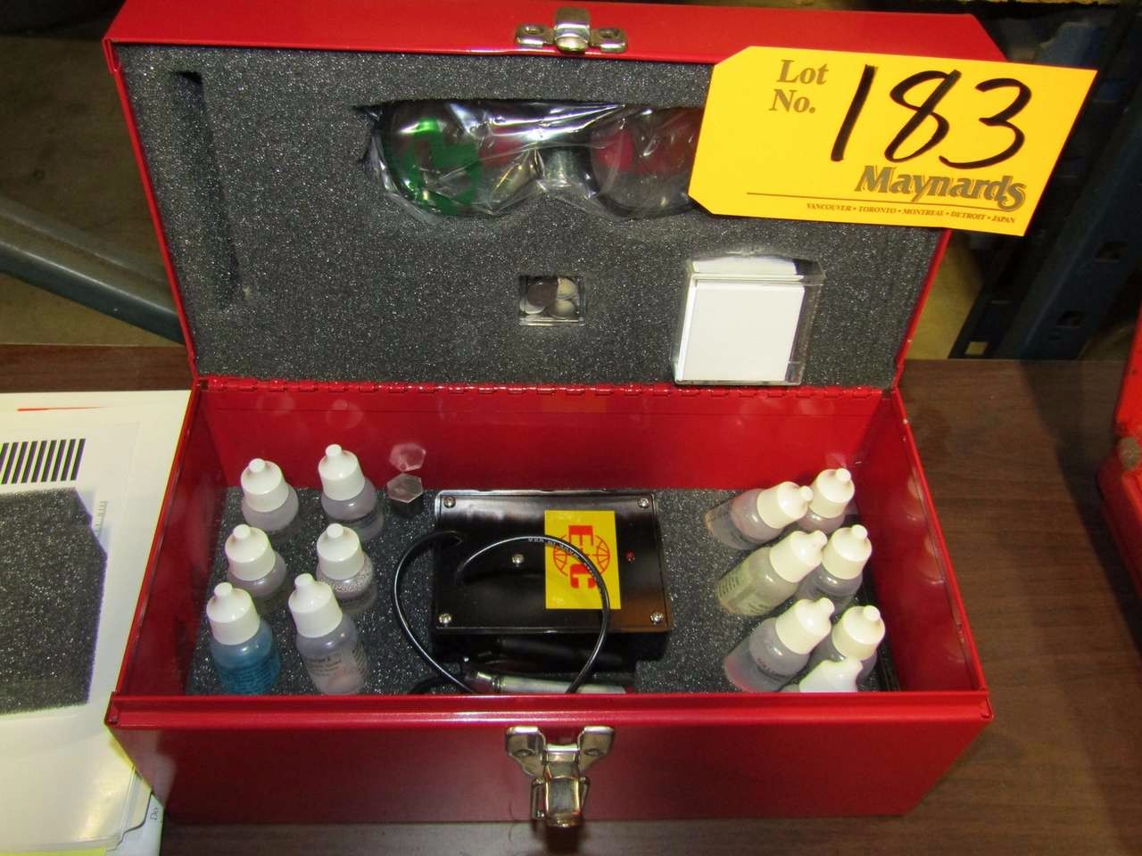 Castolin Eutectic Eu-Test-It Base Metal Identification Kit For Sale | Aucto