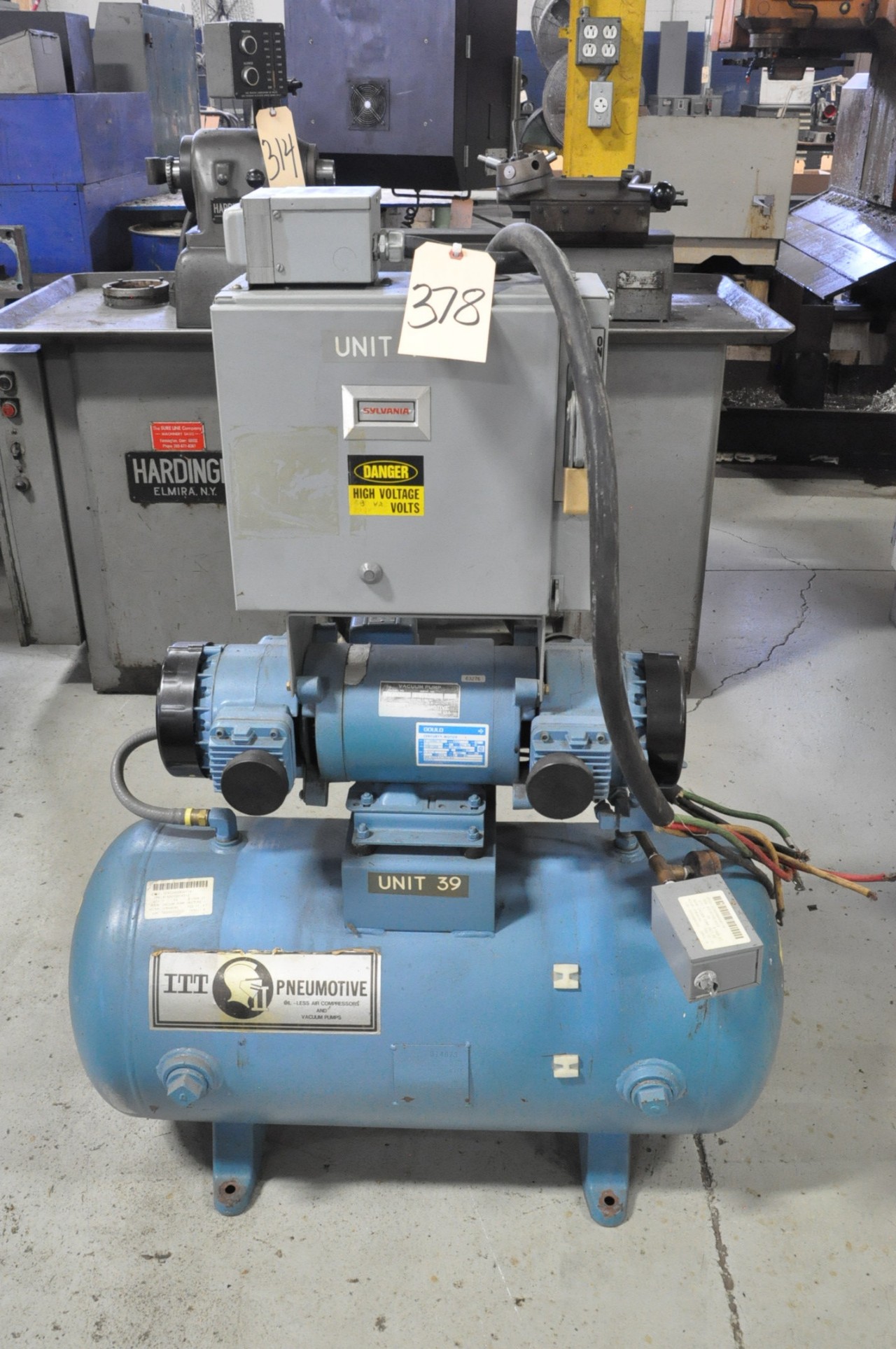 ITT Pneumotive Model GH 7V4 H30 Horizontal Tank Mounted Vacuum Pump