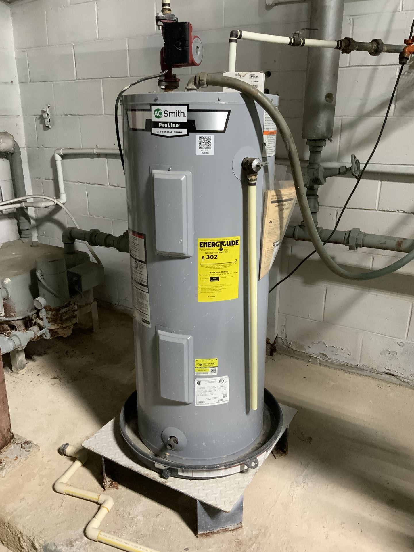 A.O. SMITH ENT-3 - 100 HOT WATER TANK