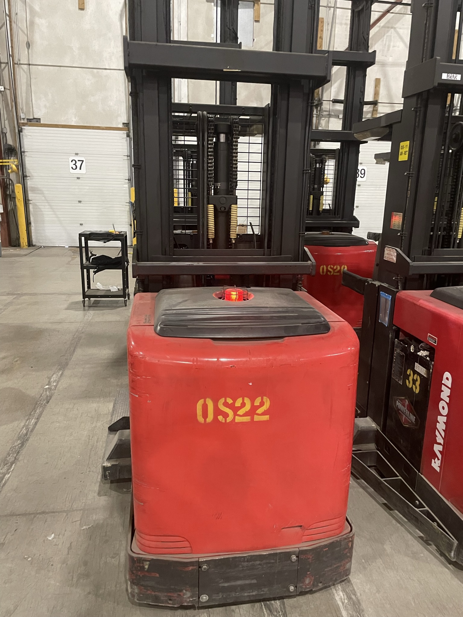 2008 RAYMOND 560-OPC30TT ORDER PICKER
