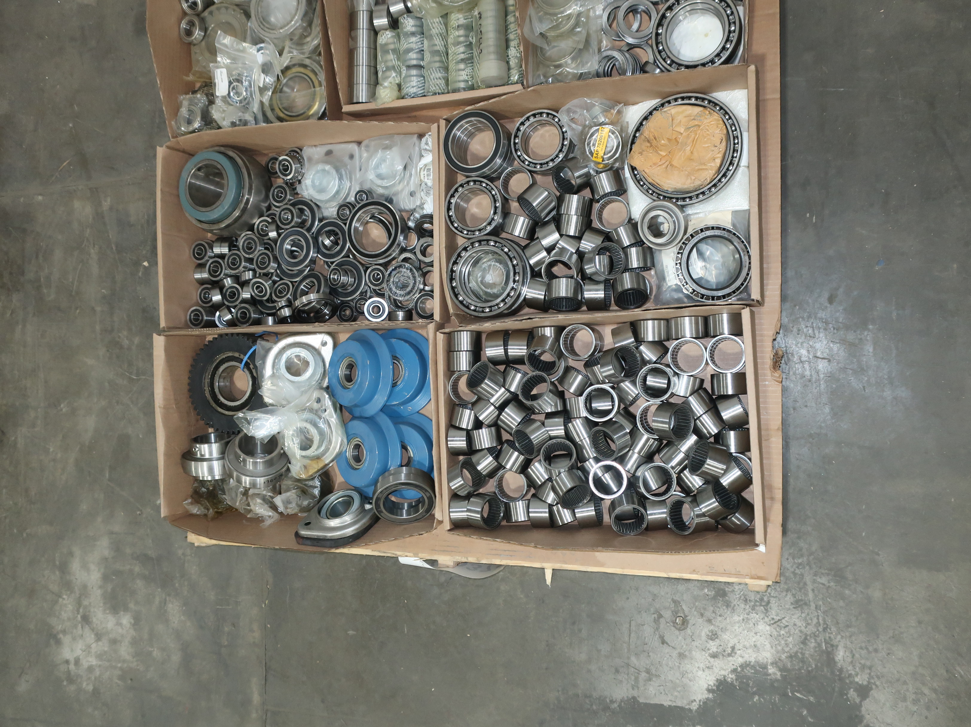 SKU 1739371 - PALLET OF ASSORTED BEARINGS, ROLLER, BALL, NEEDLE ...