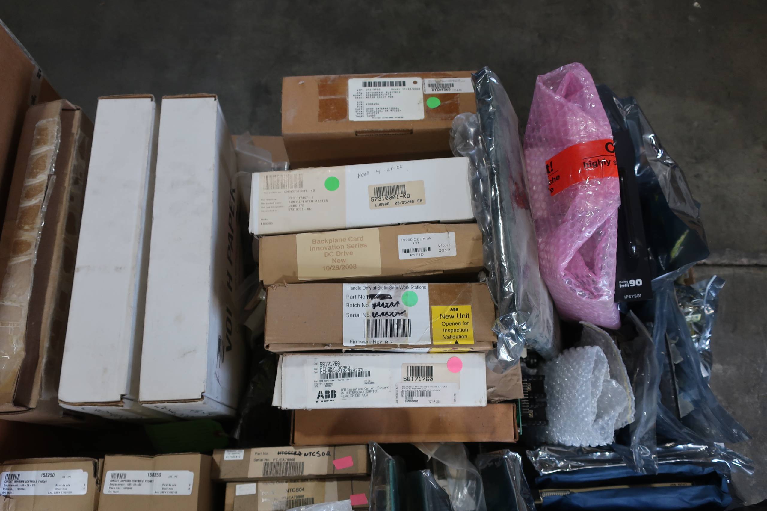 2 PALLETS OF ASSORTED PCB CIRCUIT BOARDS For Sale | Aucto