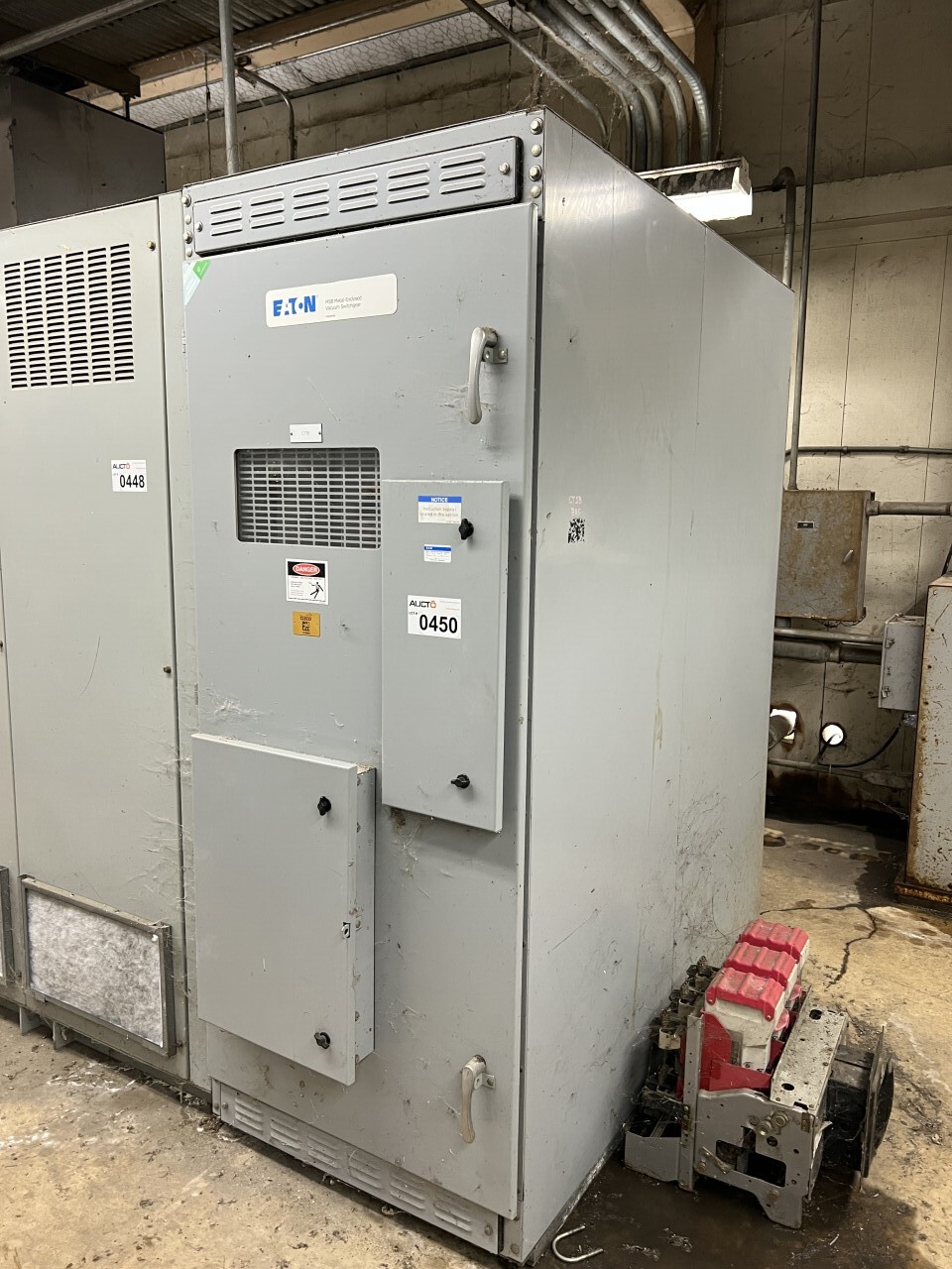 Eaton VCP vacuum breaker & switchgear For Sale | Aucto