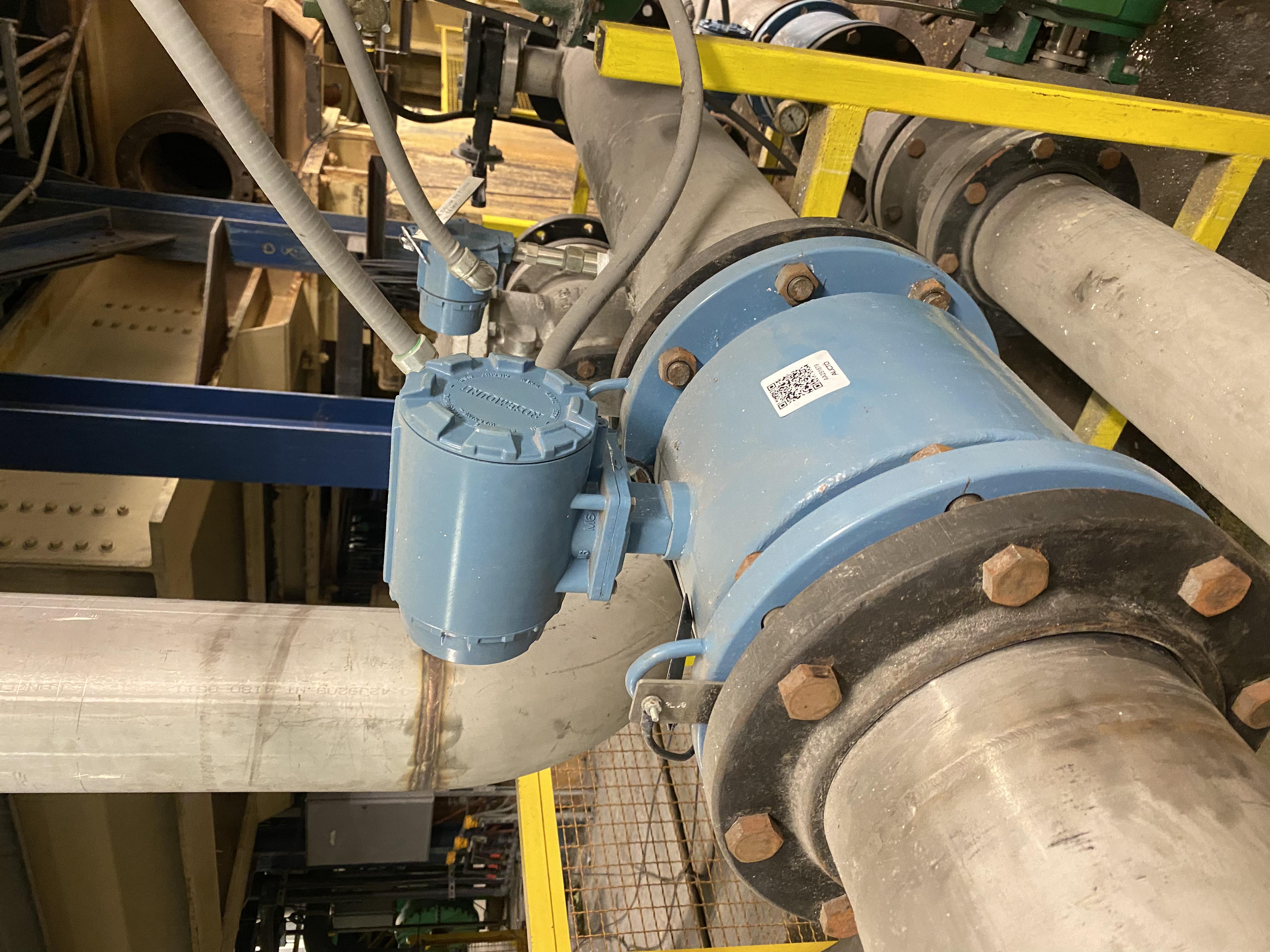 QTY 2: ROSEMOUNT FLOW TUBES WITH TRANSMITTERS For Sale | Aucto