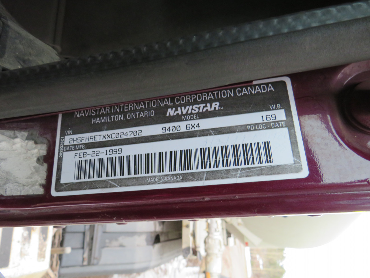 1999 NAVISTAR INTERNATIONAL 9400 ASH TRUCK - 91538 MILES For Sale | Aucto