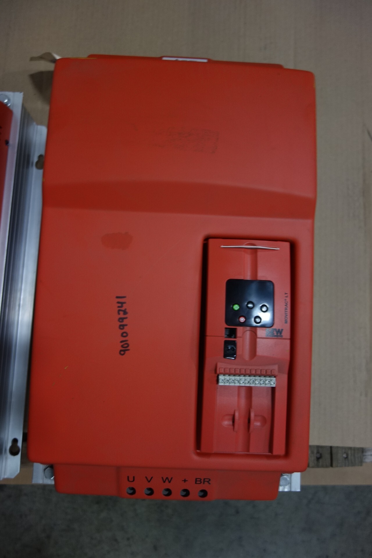 LOT OF 2 SEW EURODRIVE AC VFD DRIVES For Sale | Aucto