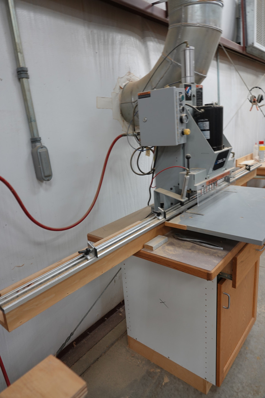Delta 32 326 13 Spindle Pneumatic Line Boring Machine w Stand