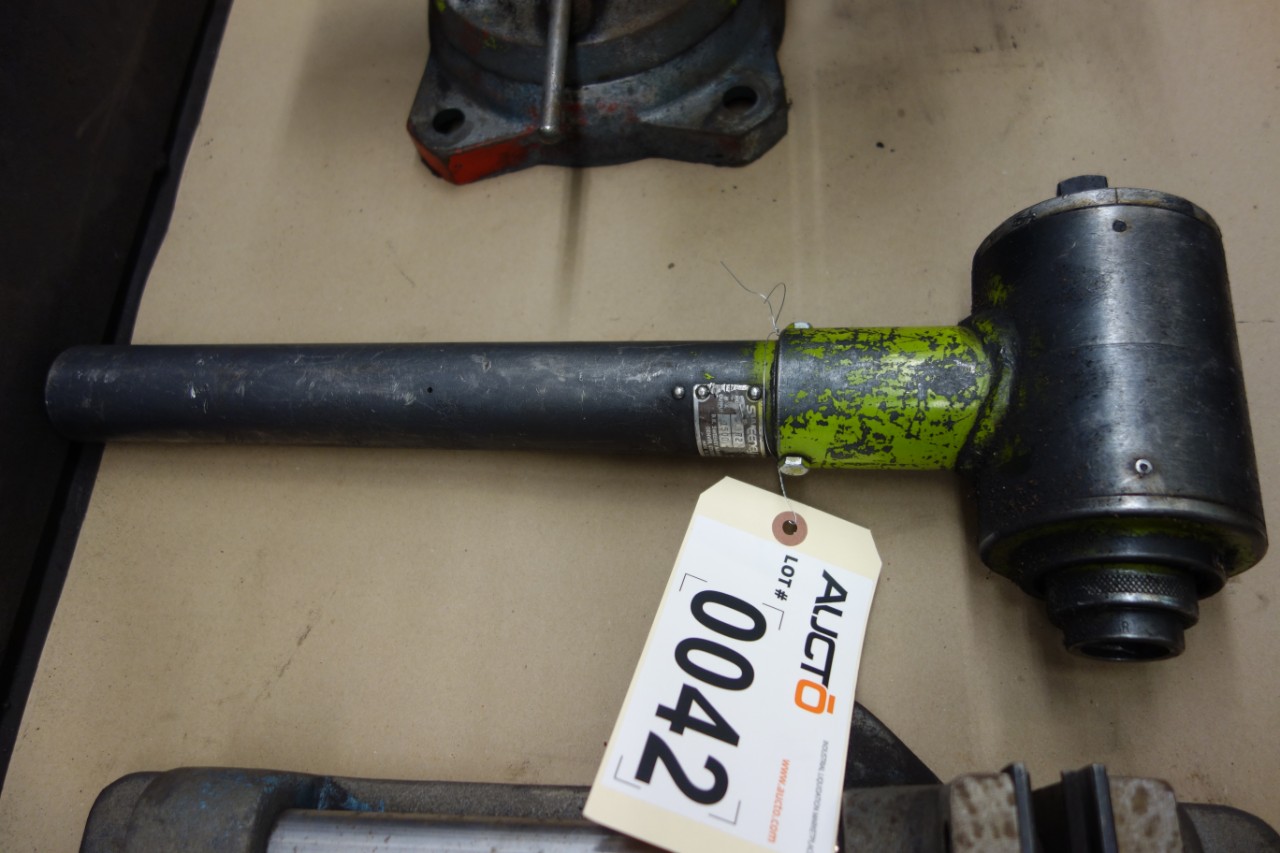 SWEENEY 372 6:1 TORQUE MULTIPLIER WRENCH For Sale | Aucto