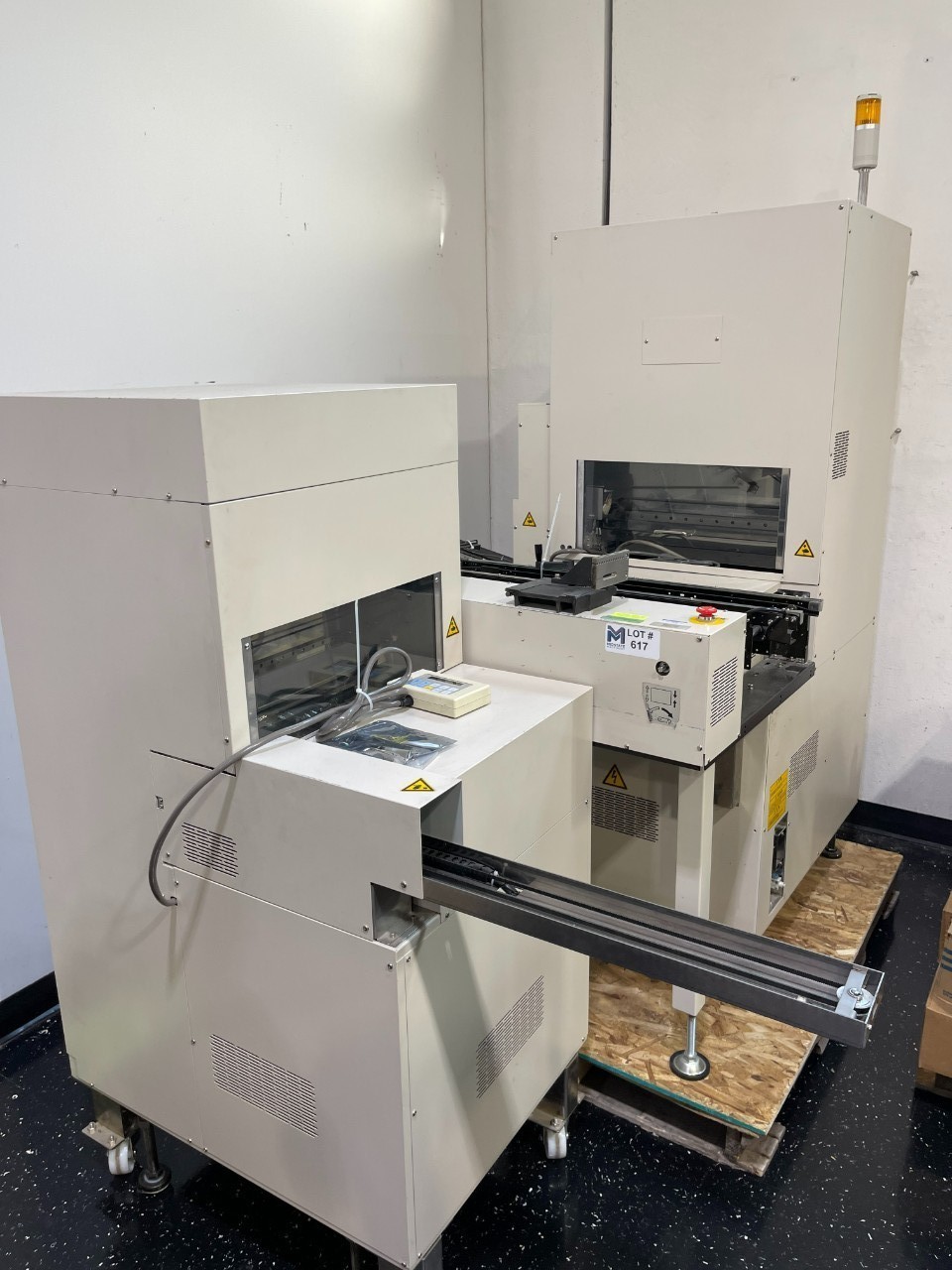 Juki TR6DN Matrix Tray Changer For Sale | Aucto