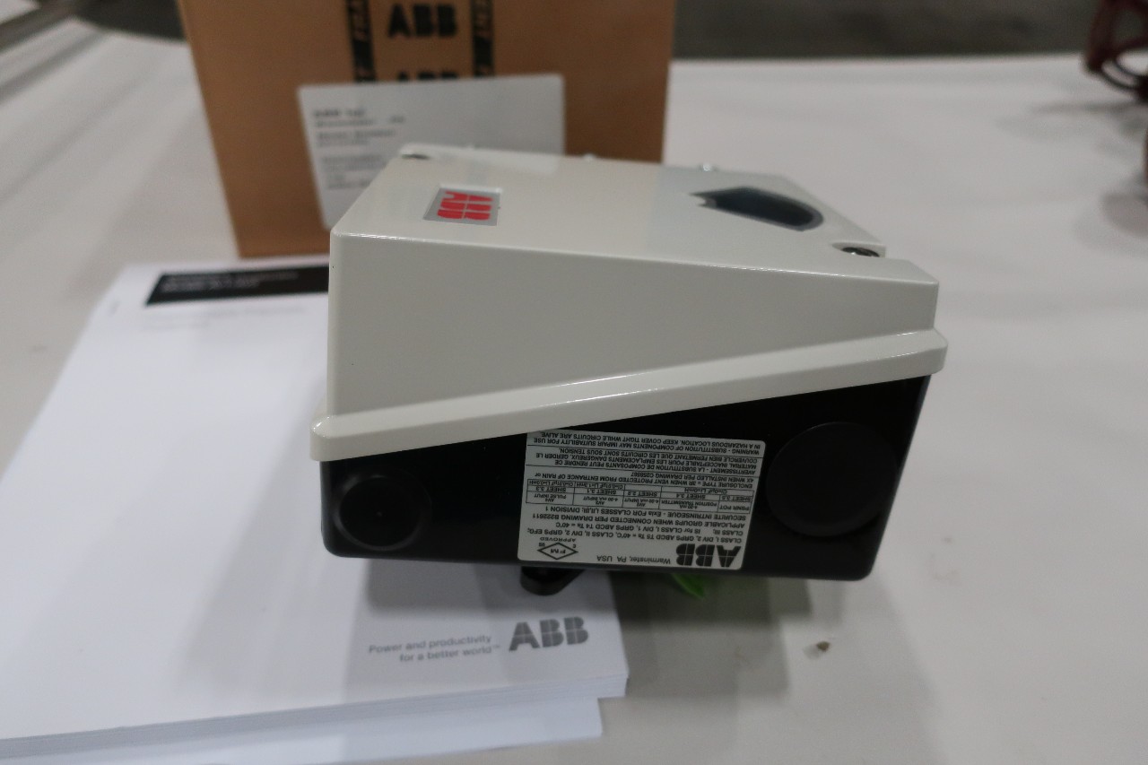 ABB AV1121000 PNEUMATIC VALVE POSITIONER 150PSI For Sale | Aucto