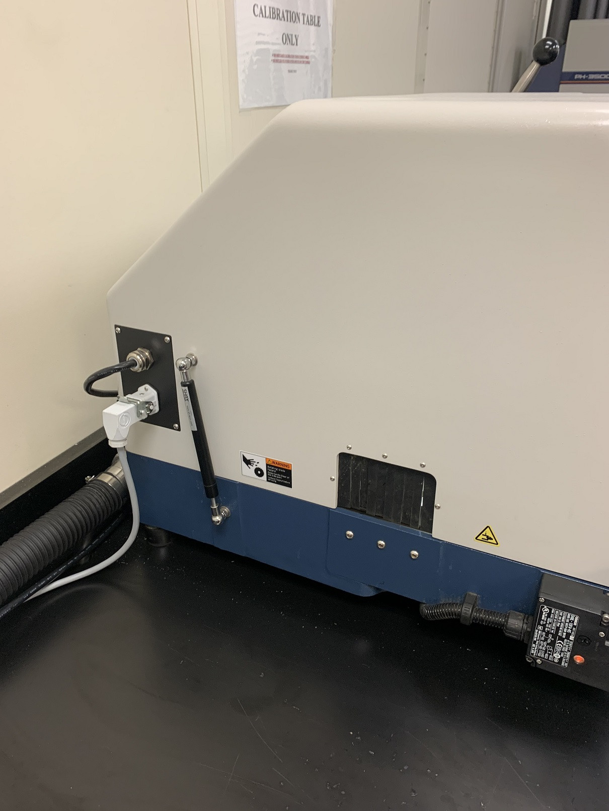 Buehler AbraziMet 250 (10-10106-260) Precision Cutter