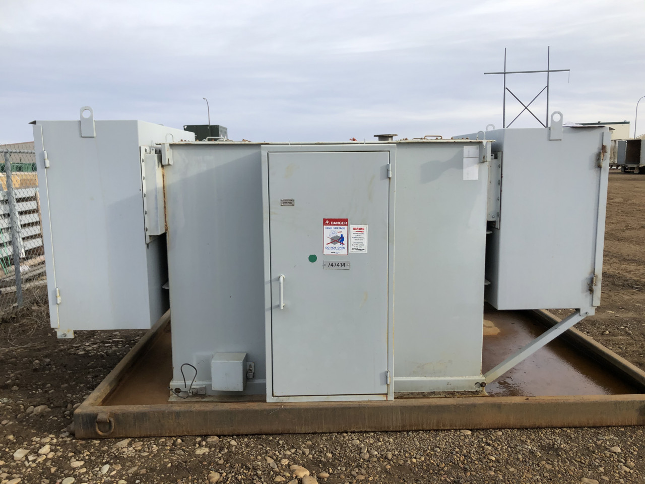 Cooper Power System 1500KVA 4160Y/2500V-AC Transformer