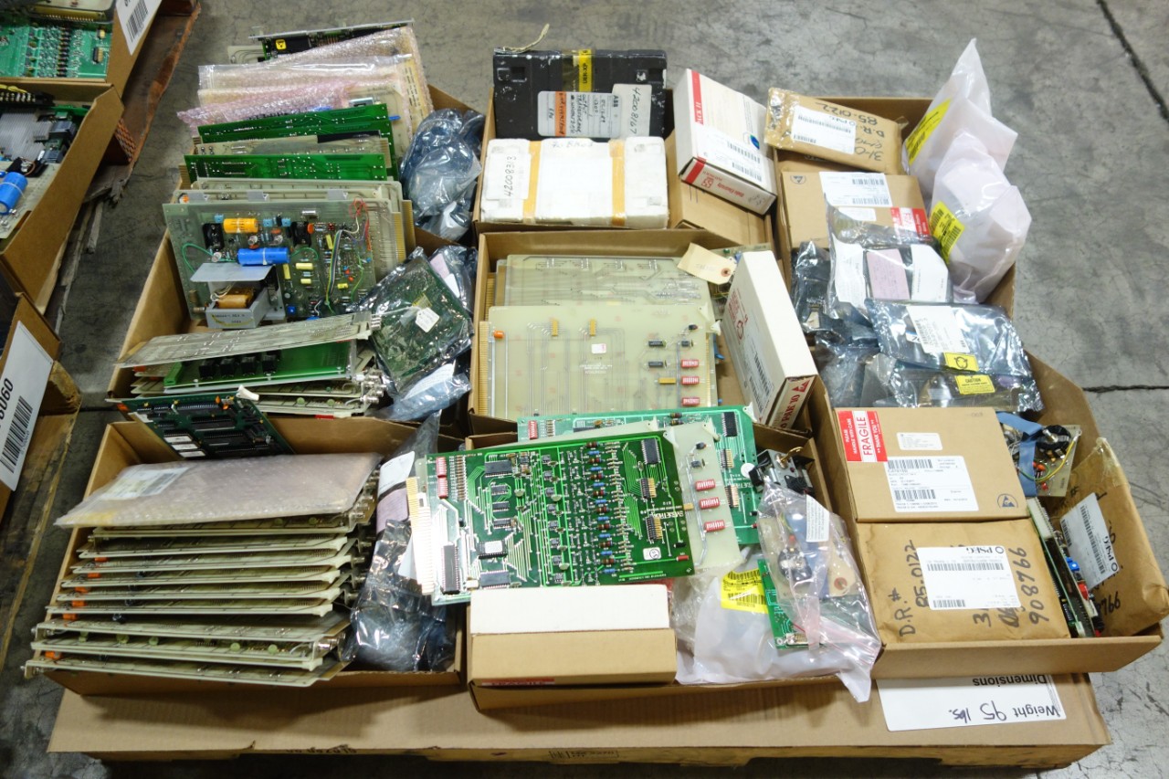 3 PALLETS OF ASSORTED PCB CIRCUIT BOARDS For Sale | Aucto