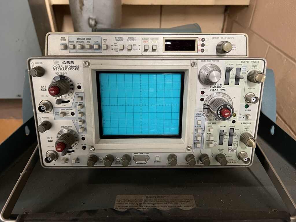 Tektronix 468 oscilloscope