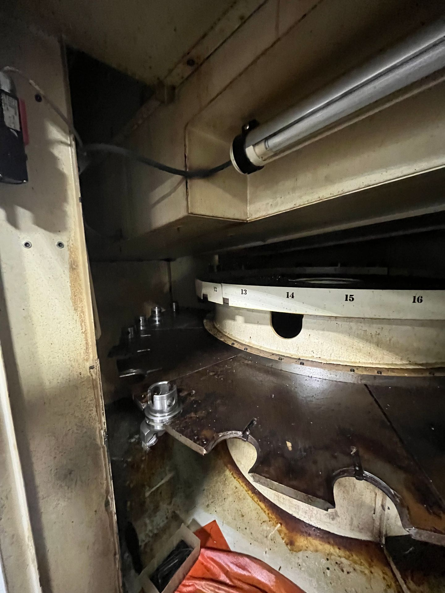 2005 Giddings & Lewis VTC 1600 w/ Fanuc 160i-TB Control W/ Tool Changer ...