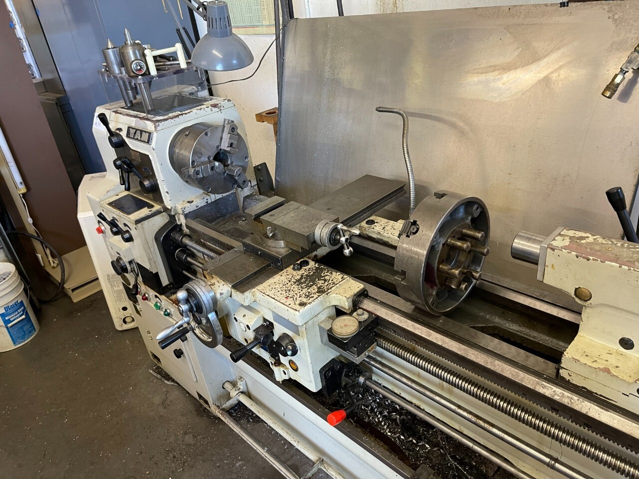 Yam 1000G 14"x40" Engine Lathe For Sale | Aucto