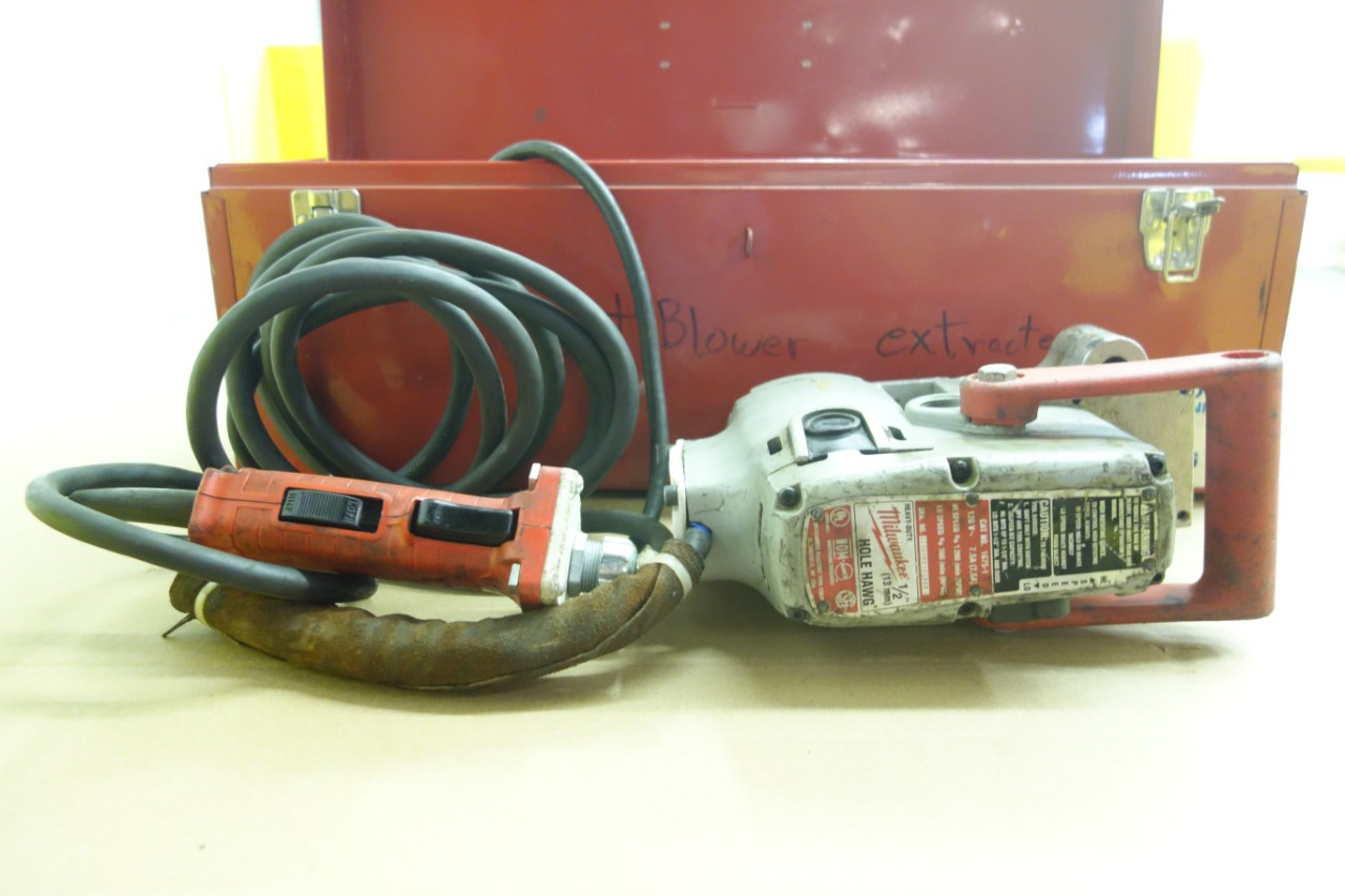 MILWAUKEE 1675-1 HEAVY DUTY HOLE HAWG 1/2 IN CORDED DRILL