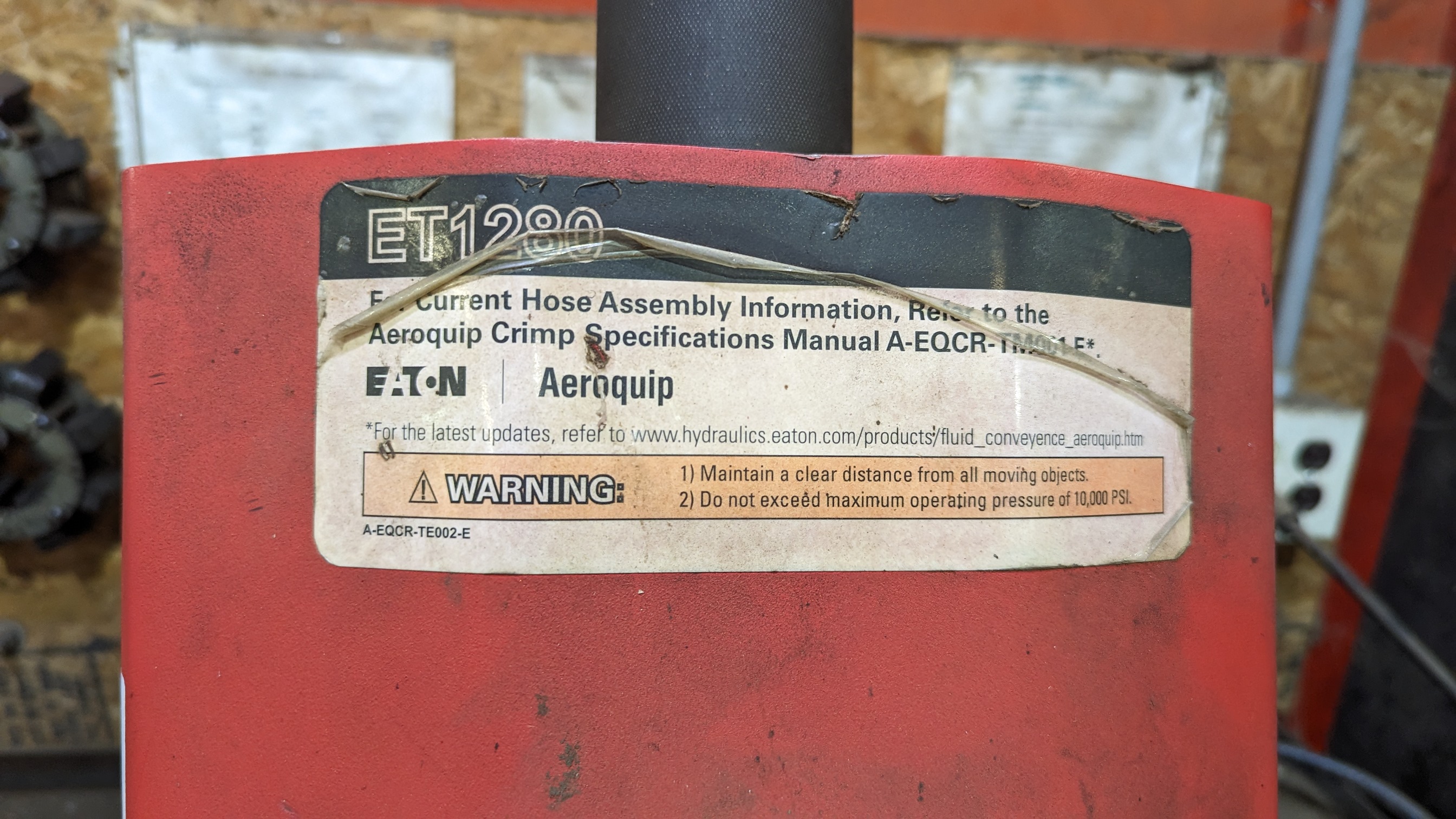 EATON ET1280 HOSE CRIMPER WITH HOSE CUTTER