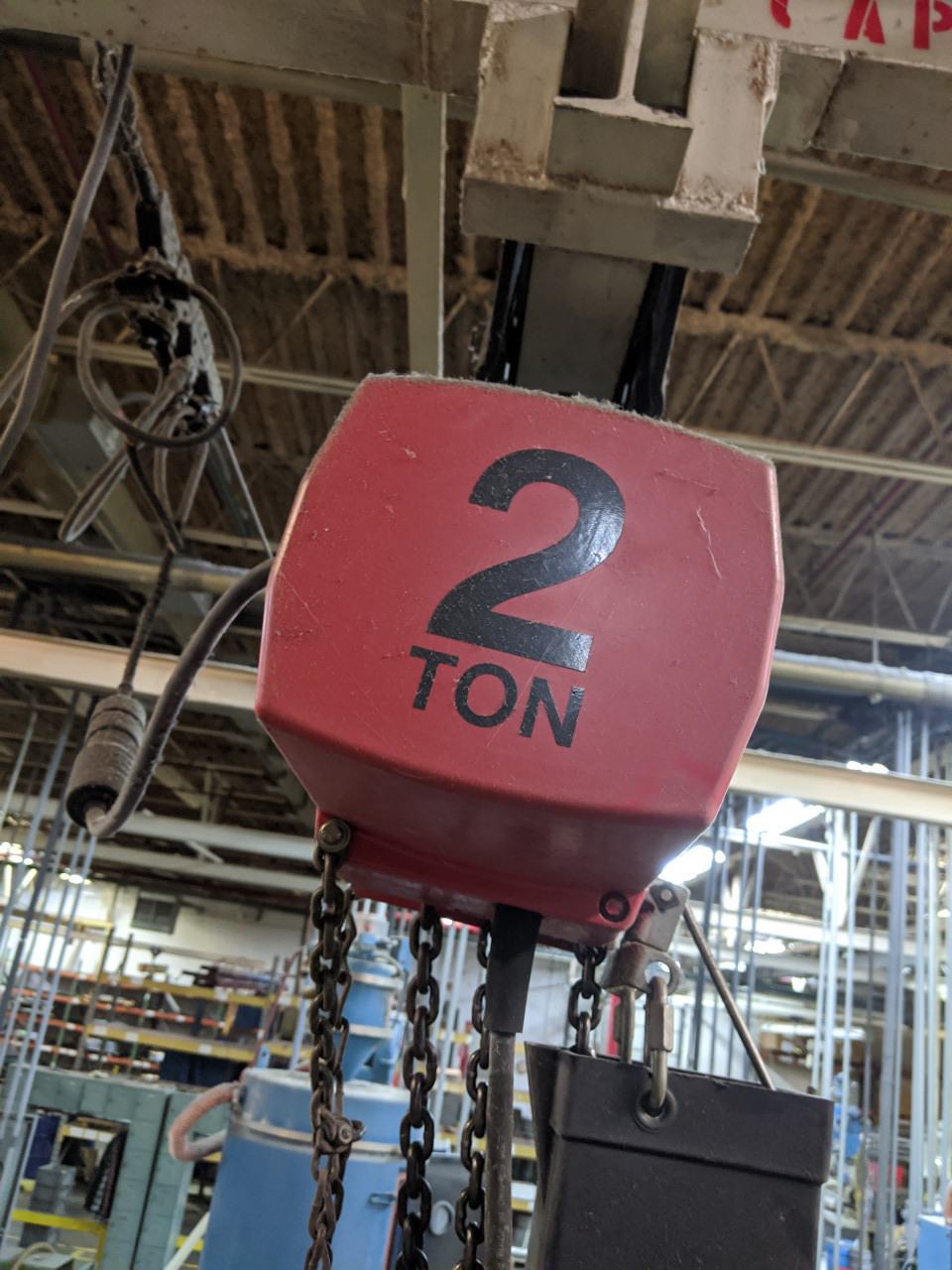 2 Ton Dayton Hoist For Sale | Aucto