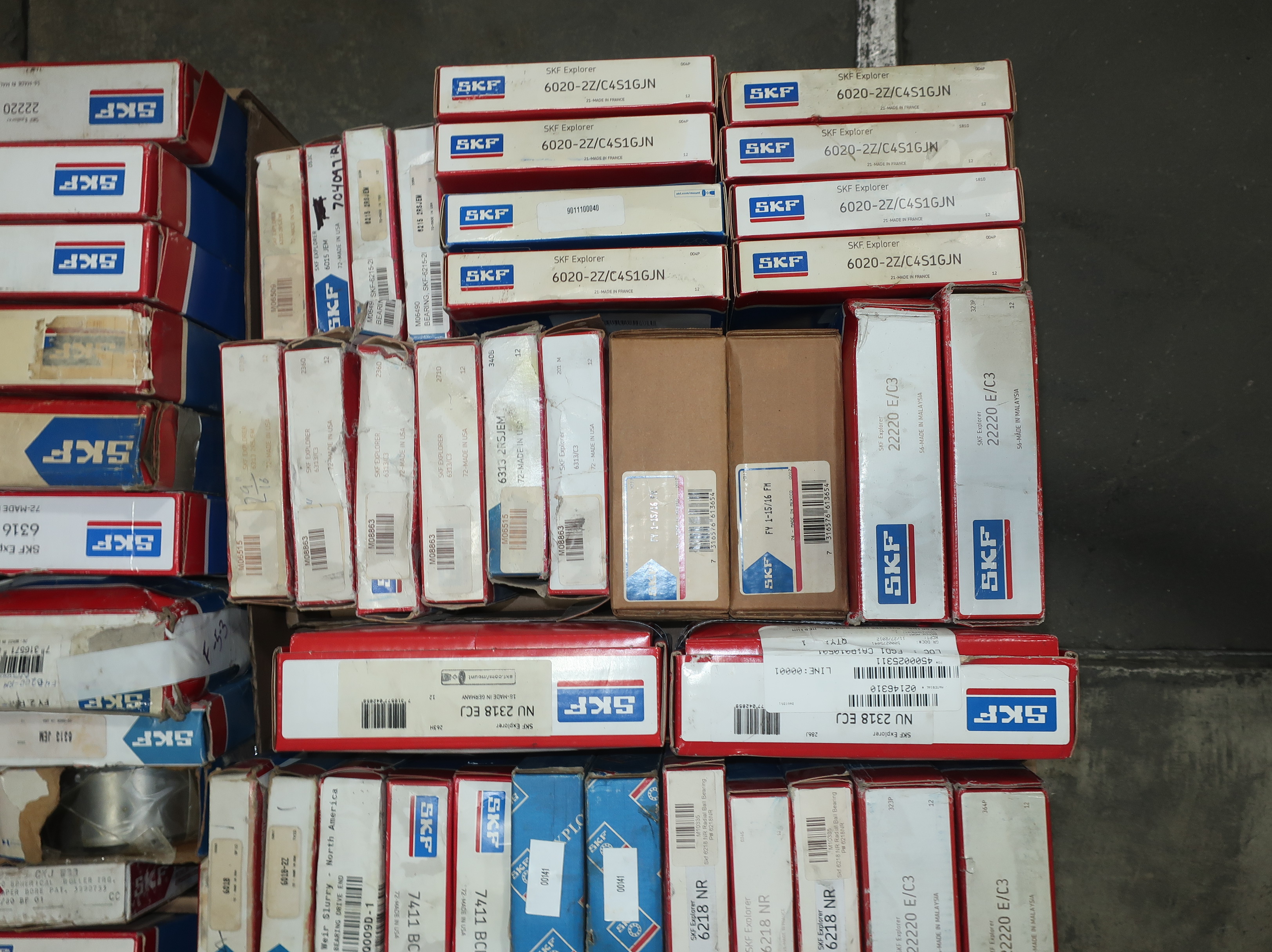 SKU 1739370 - PALLET OF ASSORTED SKF BEARINGS, ROLLER, BALL For Sale ...