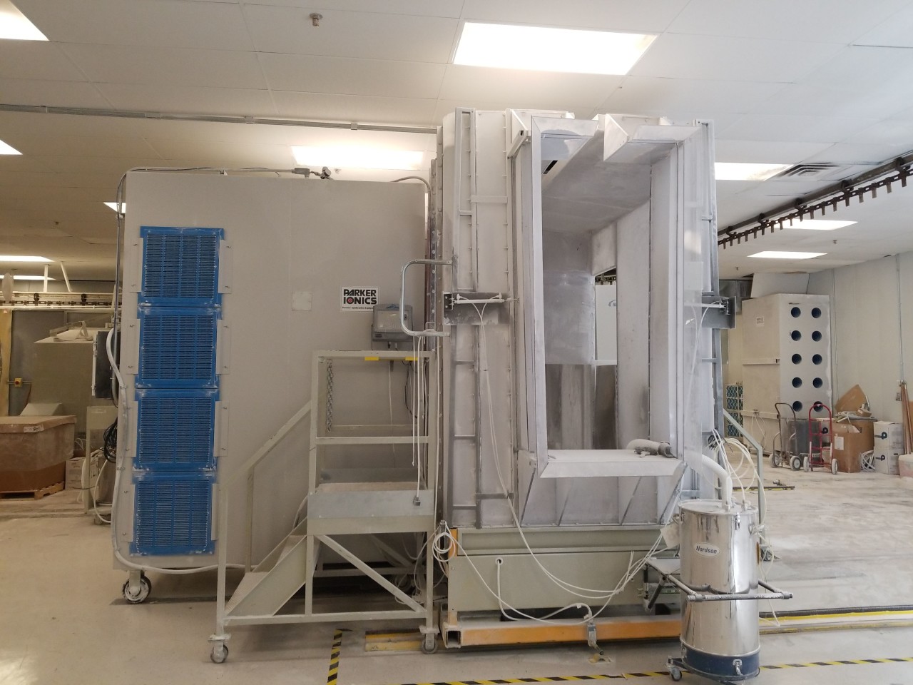 Parker Ionics Powder Coat Application Booth with Nordson Prodigy Manual ...