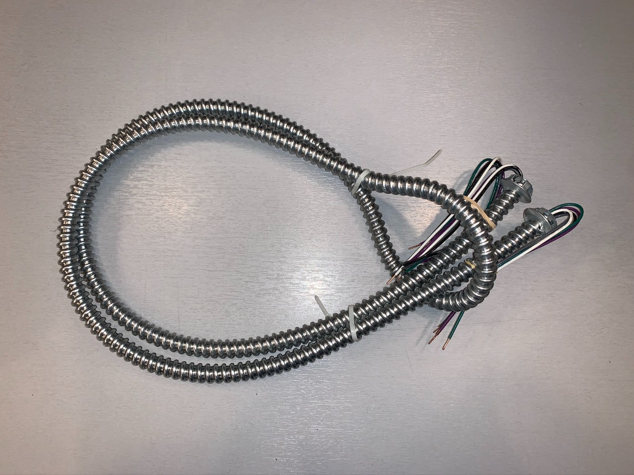 New - Lot of 50 - Southwire 6 foot Flexible Conduit Whip with 5 Wires ...