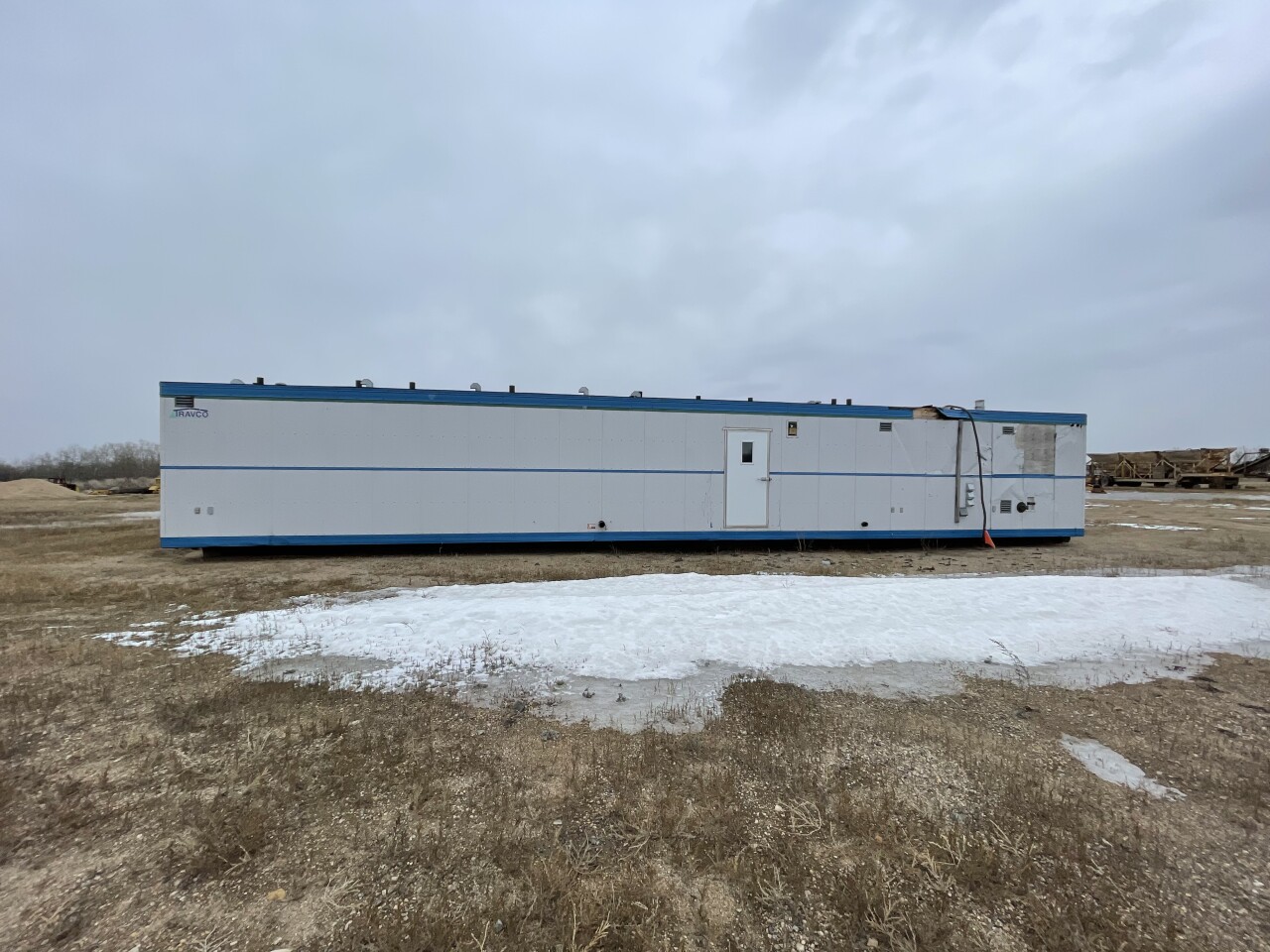 Portable Camp Travco #3 - Laundry and Bathrooms For Sale | Aucto