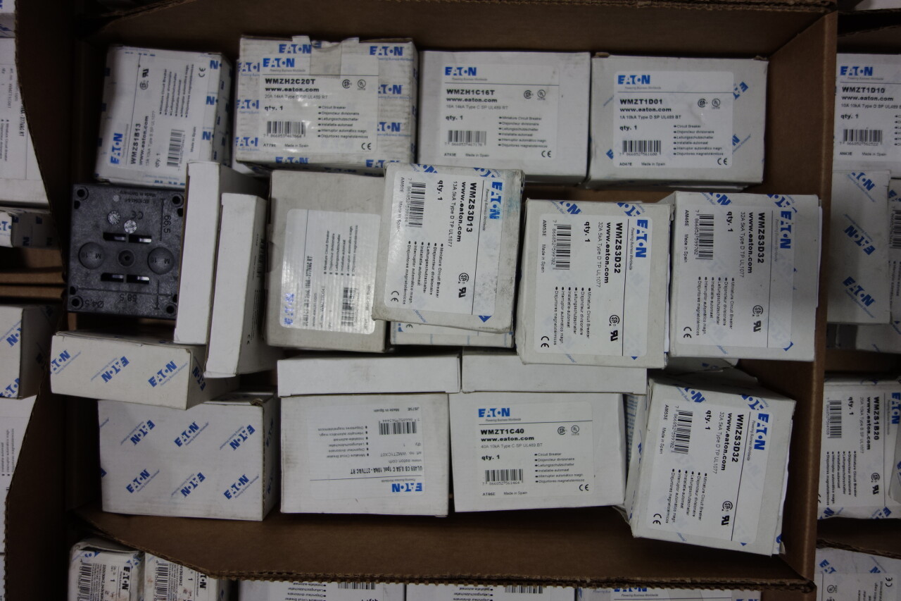 2 PALLETS OF ASSORTED EATON CIRCUIT BREAKERS