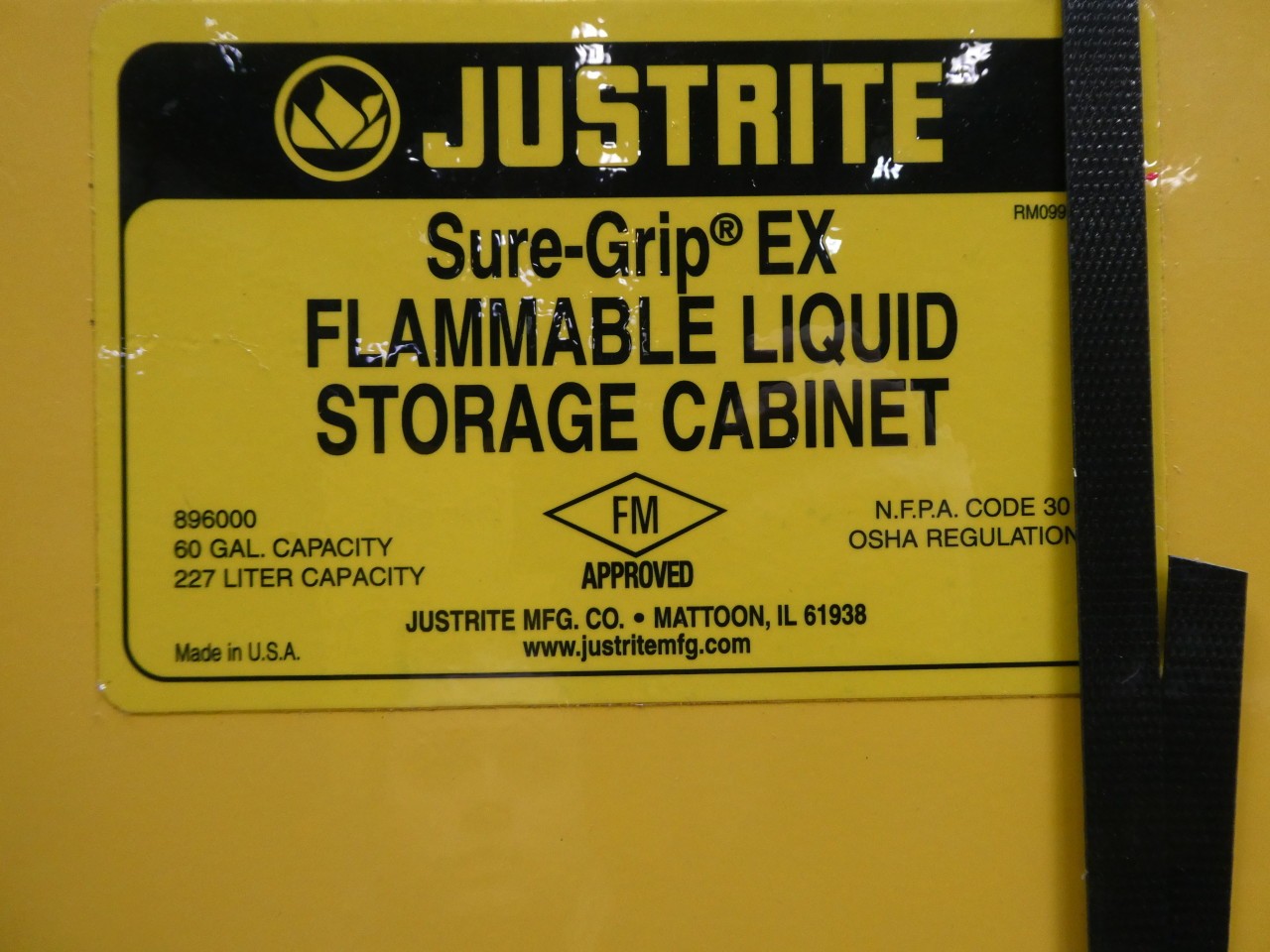 JUSTRITE SURE-GRIP EX YELLOW FLAMMABLE LIQUID STORAGE 60 GALLONS CABINET