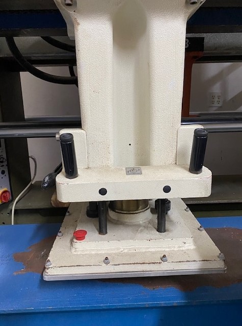 2002 Hudson Machinery HSP588/3 Beam Press with Movable Trolley For Sale ...