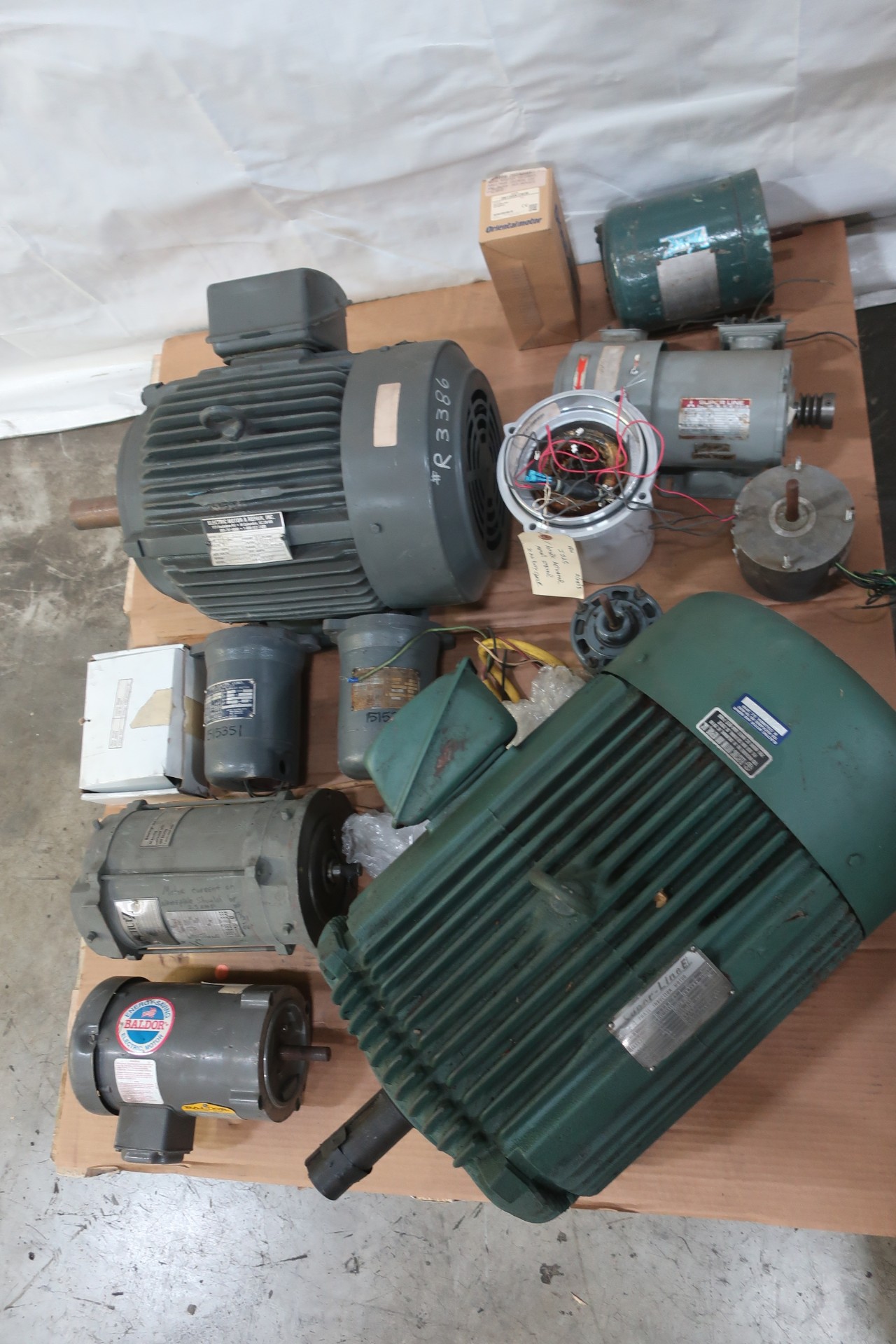 2 PALLETS OF ASSORTED ELECTRICAL MOTORS