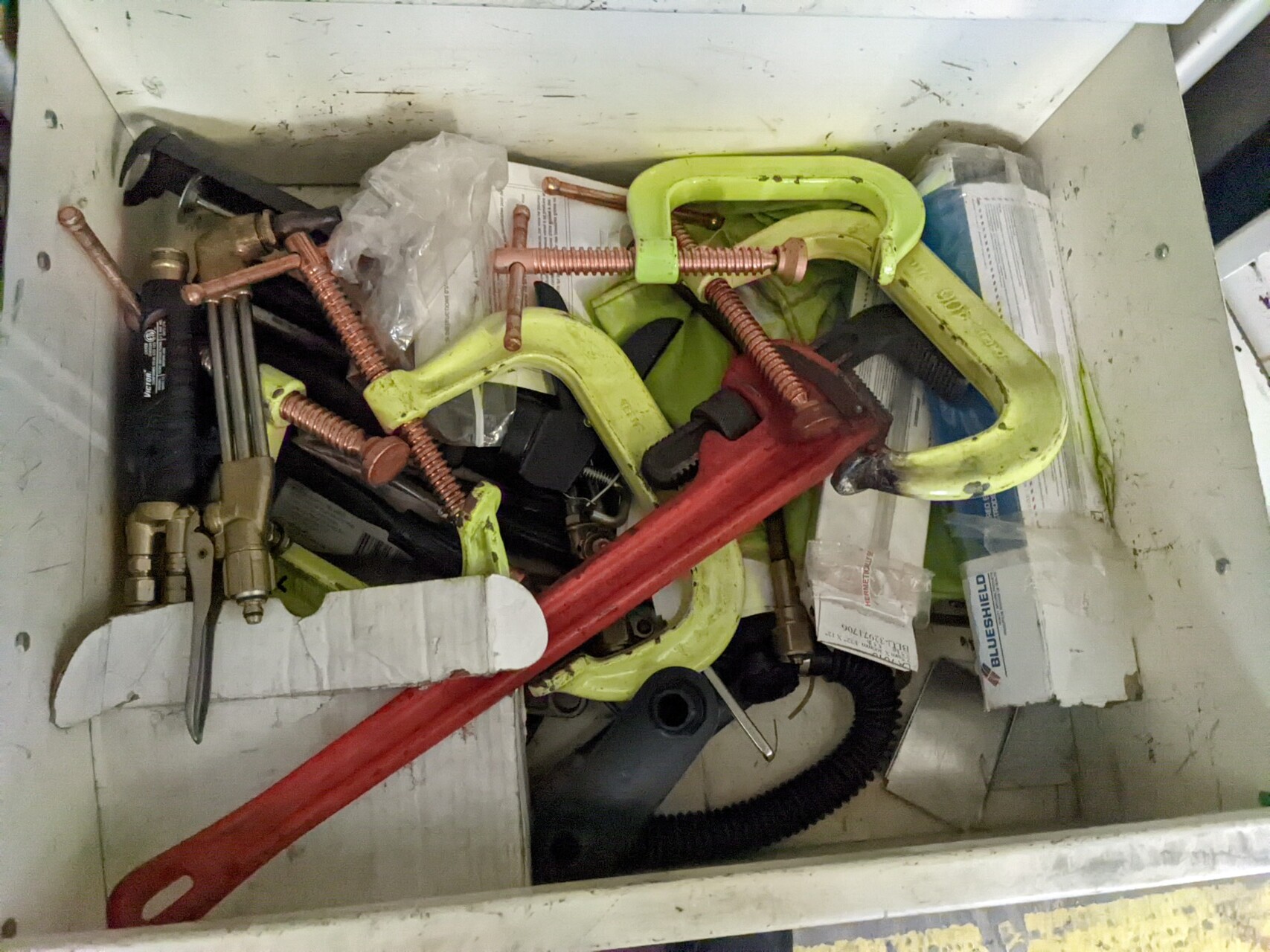 7 DRAWER TOOL CABINET LOCKER WITH CONTENTS, ASSORTED TOOLS, SOCKETS ...