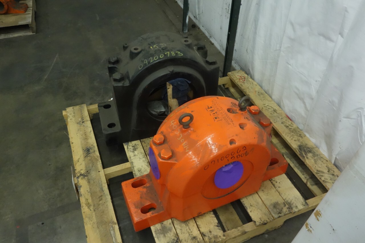 LOT OF 2 SPLIT CASE PILLOW BLOCK BEARING HOUSINGS For Sale | Aucto
