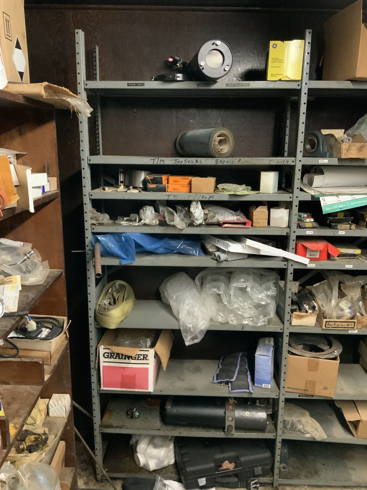 CONTENTS OF MAINTENANCE SHOP