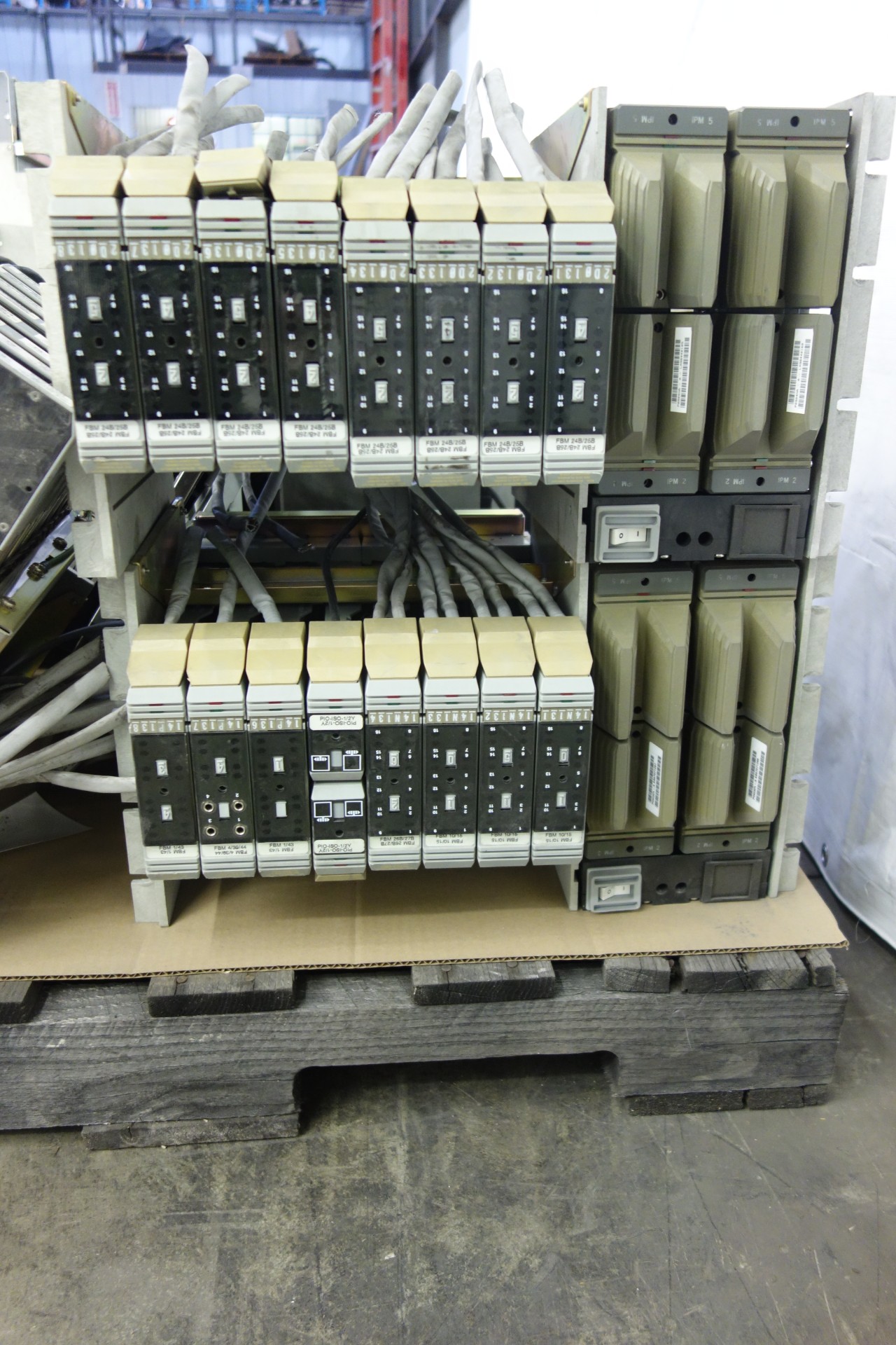 2 PALLETS OF ASSORTED FOXBORO I/A SERIES REV-08 I/O MODULES AND STYLE C ...