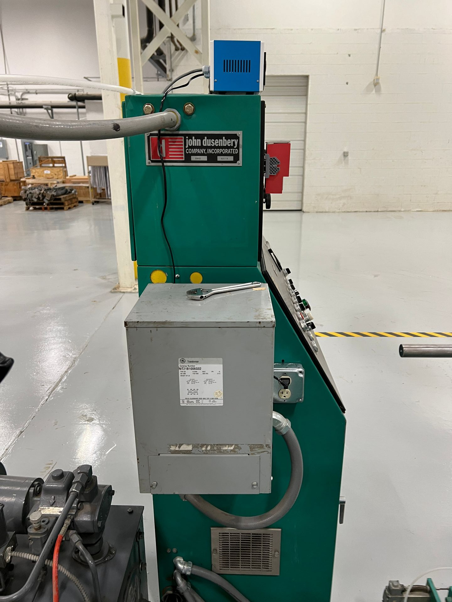 JOHN DUSENBERY 820 TK SLITTER/REWINDER