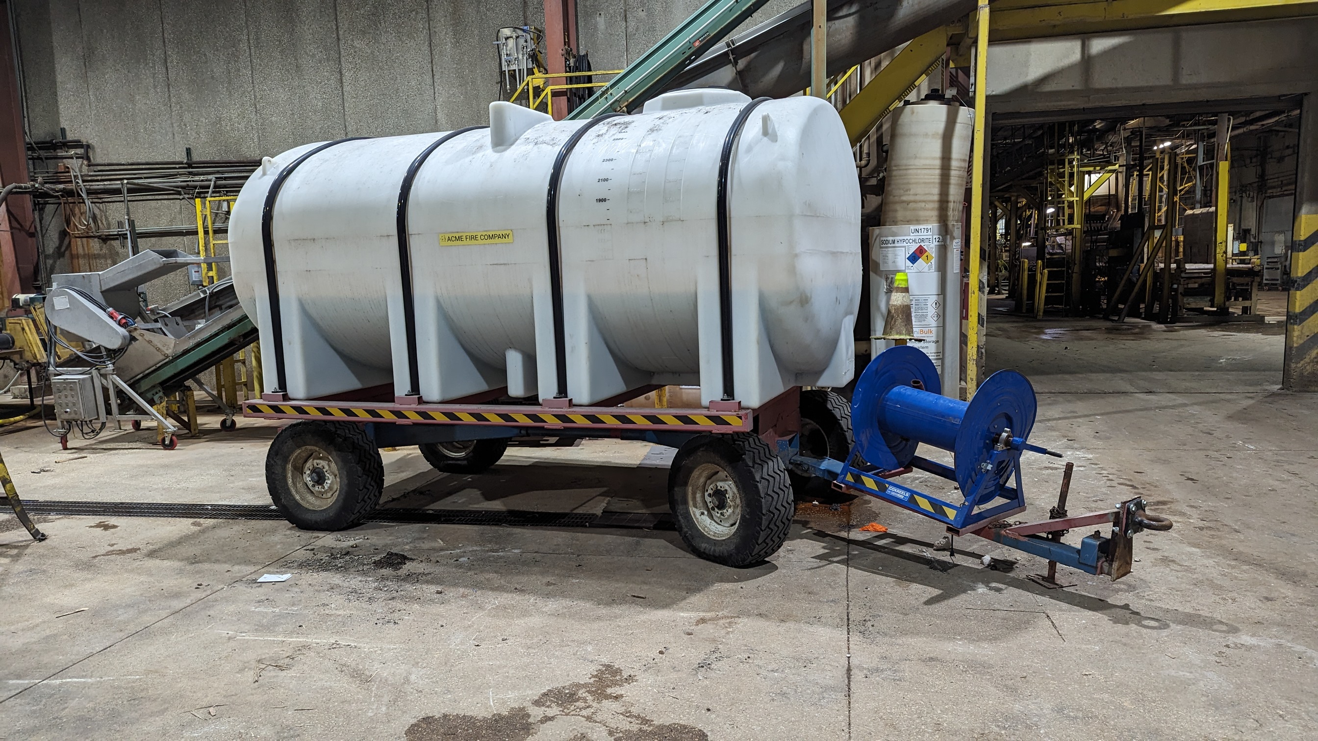 PORTABLE FIRE SUPRESSION TANK