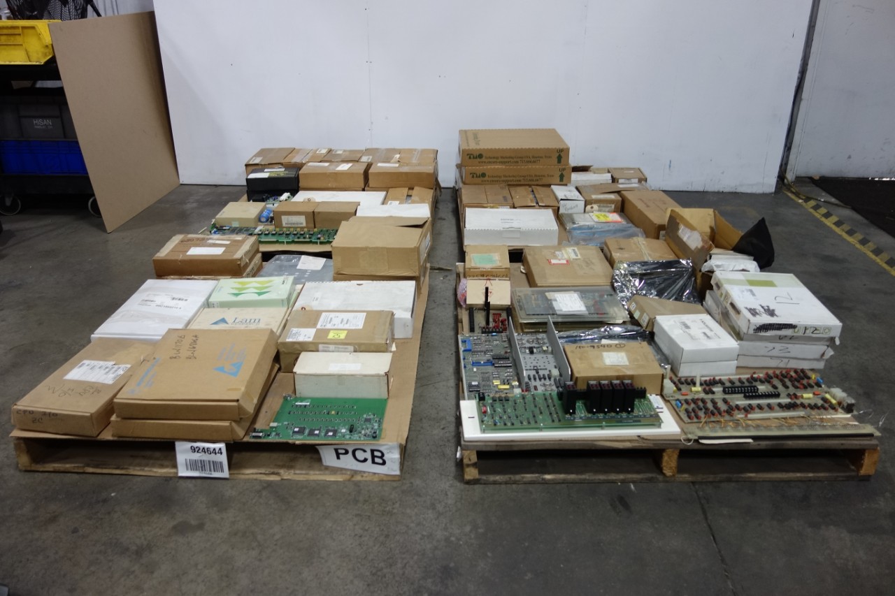 4 PALLETS OF ASSORTED PCB CIRCUIT BOARDS For Sale | Aucto