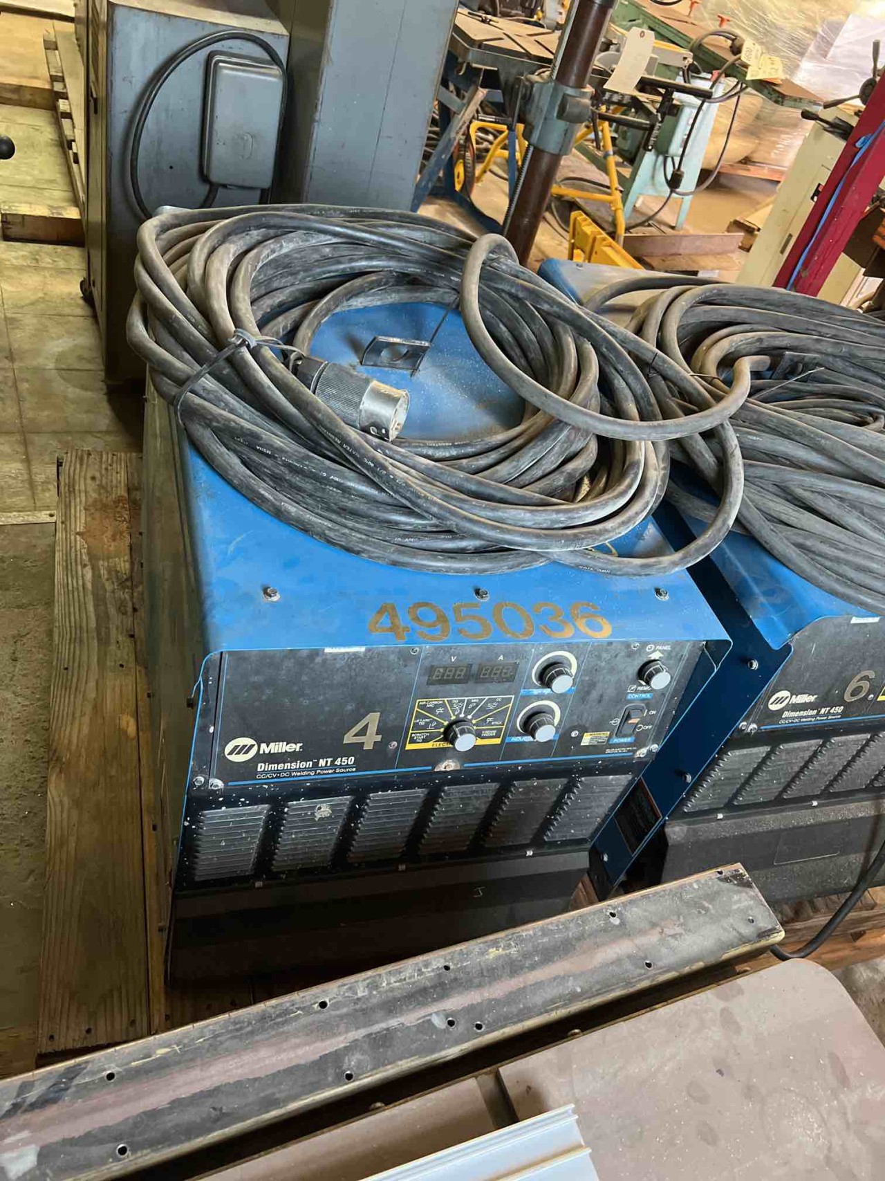 (1) Miller NT450 cc/vc Welding Power Source