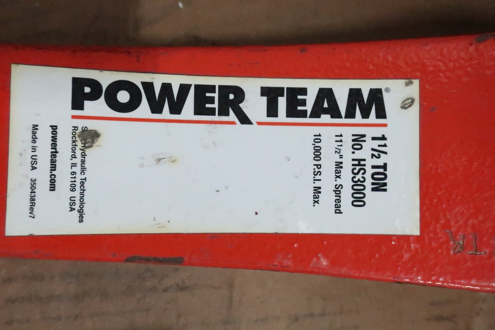 PALLET OF ASSORTED HOISTING PARTS AND BEAM CLAMPS