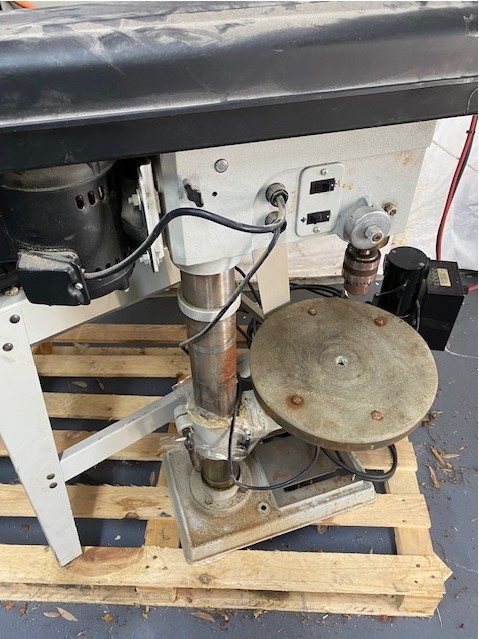 Manhattan Model #951220 1/2 HP Heavy Duty Drill Press