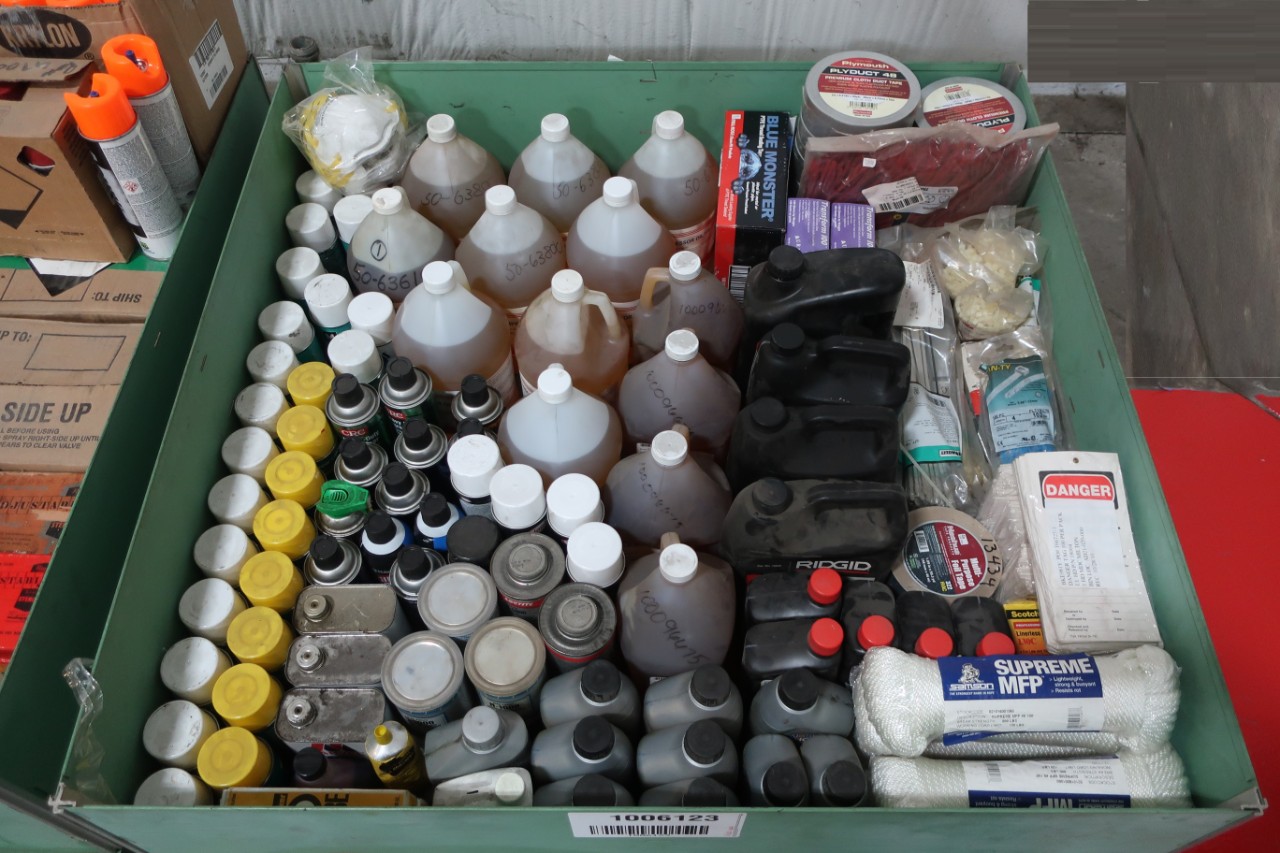 2 PALLETS OF ASSORTED LUBRICANTS AND SPRAY PAINT