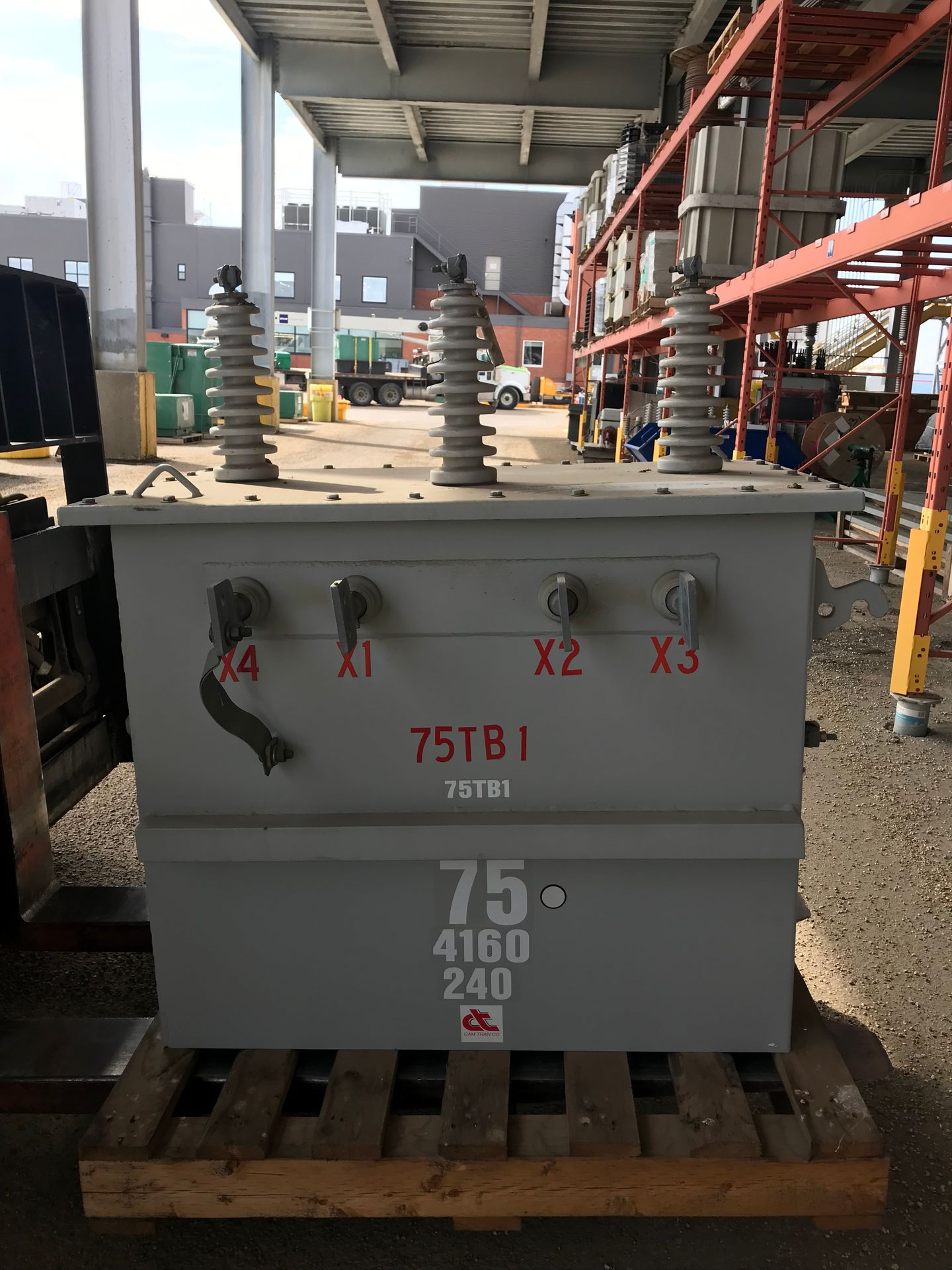 2014 Cam Tran 75TB 75KVA Aerial Distribution Transformer