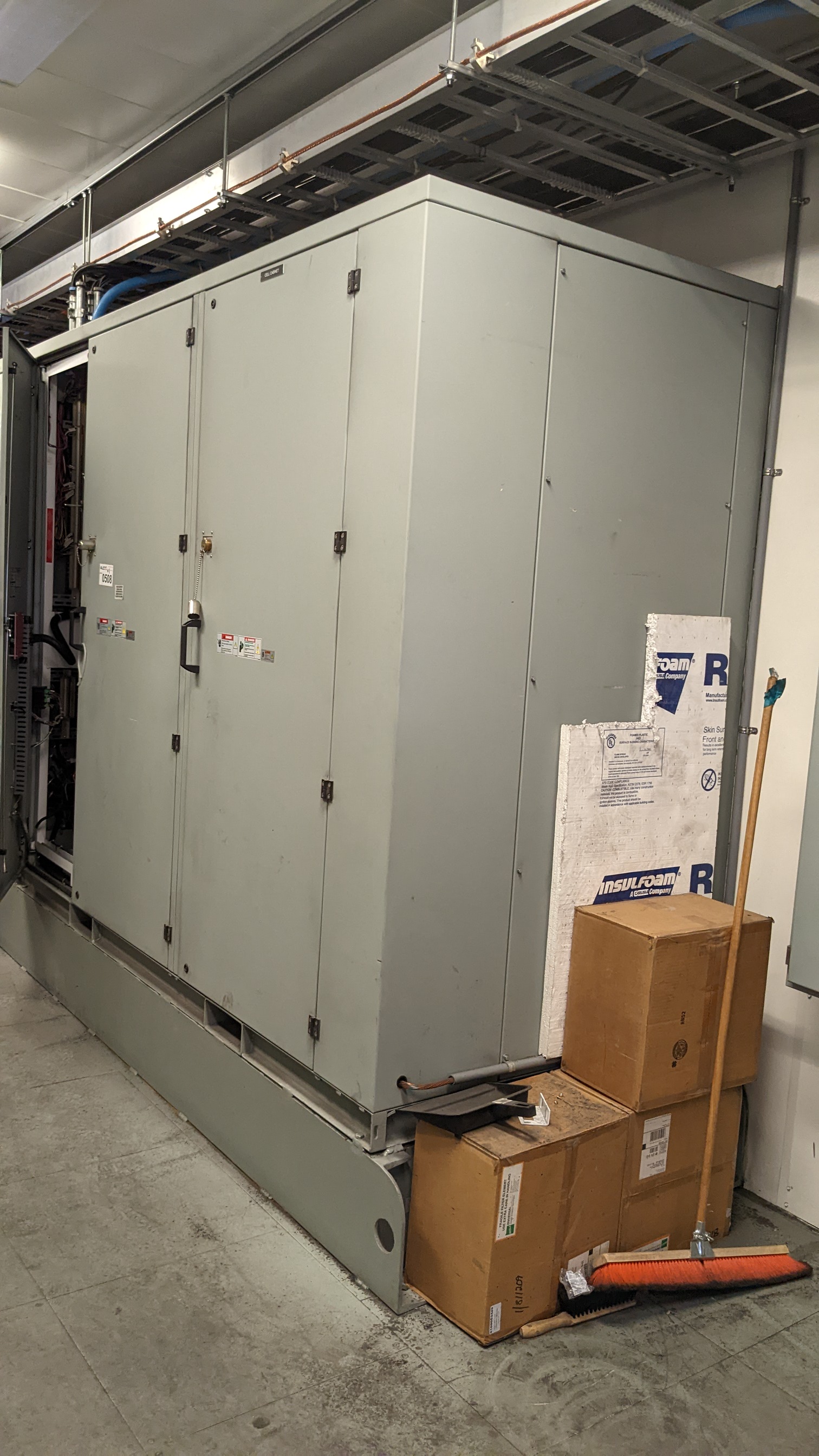 SIEMENS VFD 3 DOOR CONTROL CABINET